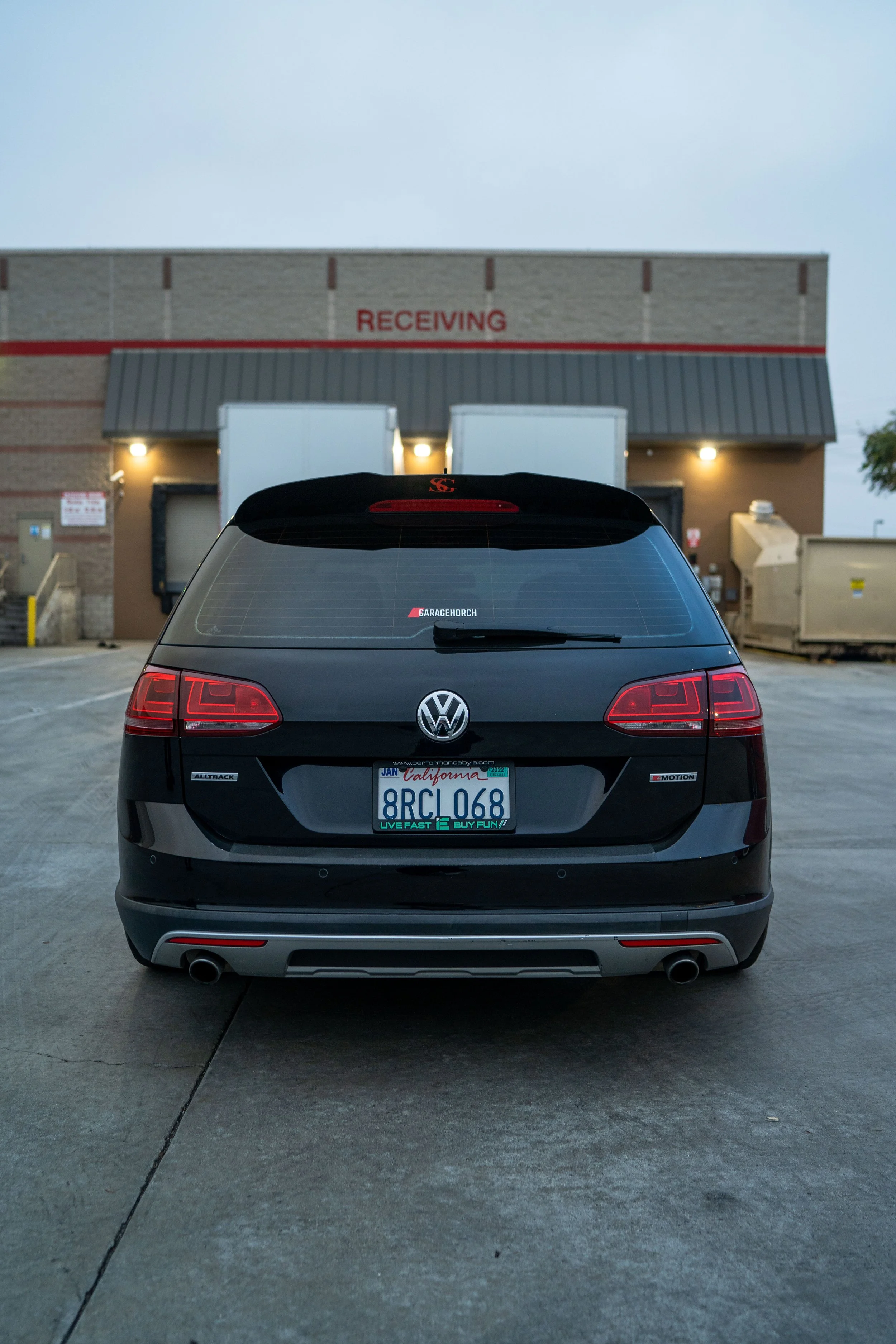 Ducktail Spoiler VW (MK7 / MK7.5): GTI, Golf R — Splitter Gang