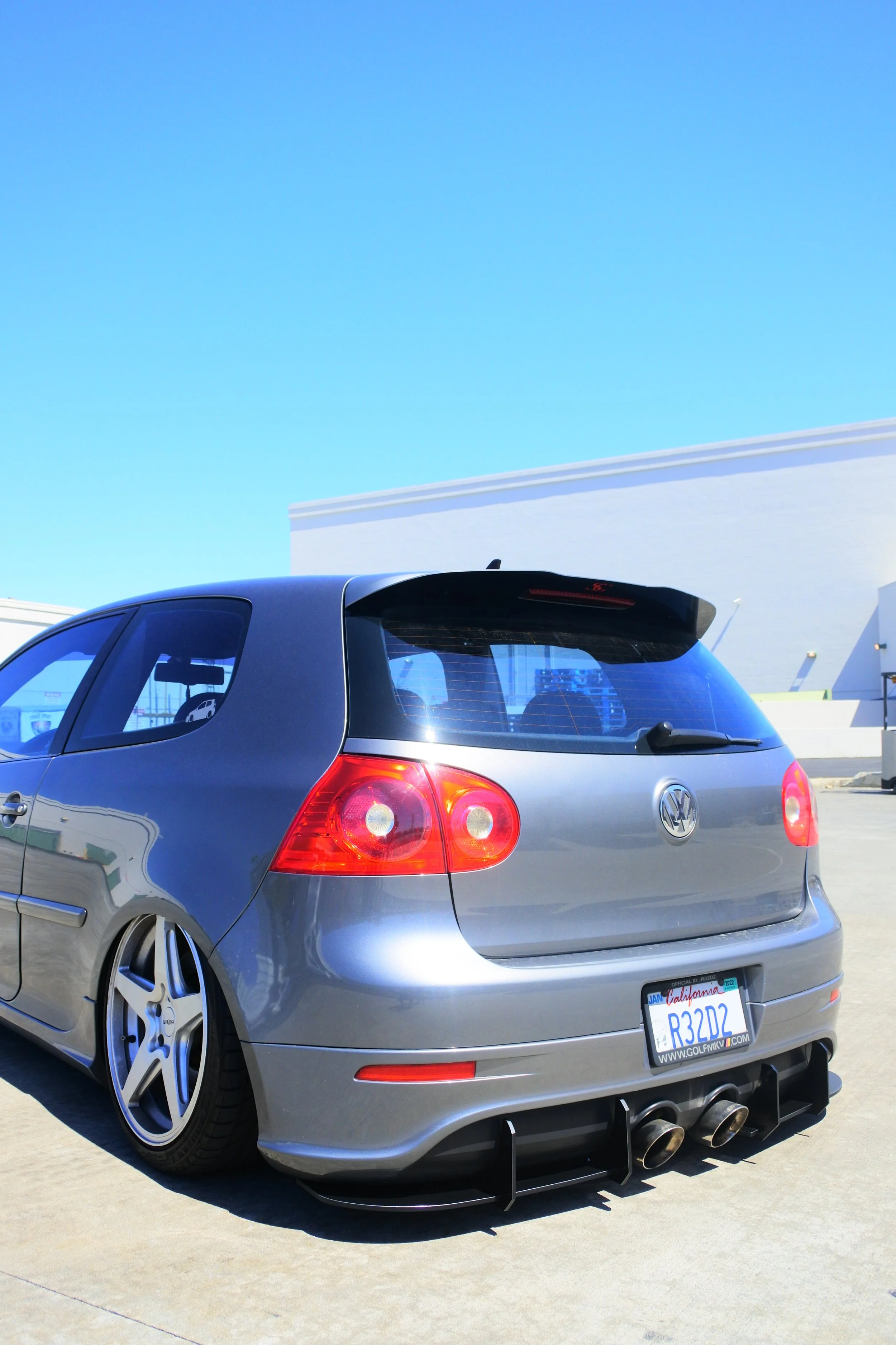 Rear Bumper Diffuser VW (MK5) GT2: GTI, Votex — Splitter Gang