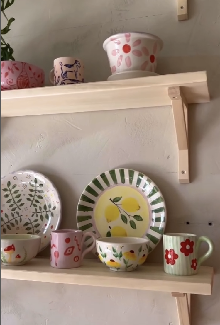 Paint on pots — Oslos supermarked