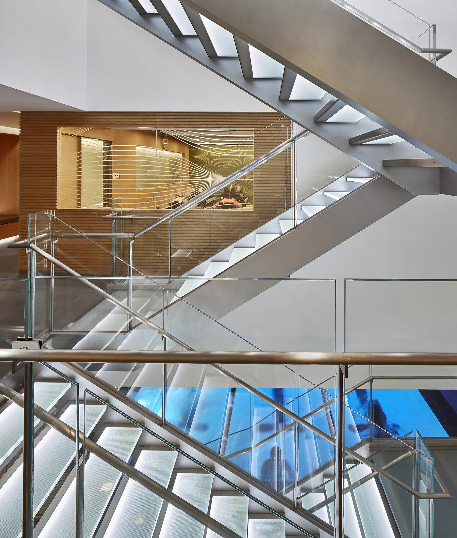 Virgin Active, Emquartier, Bangkok — Inverse Lighting Design