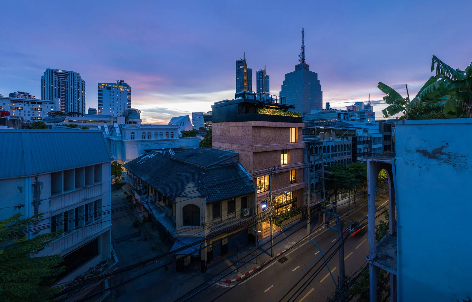 Central The Original Store — Inverse Lighting Design