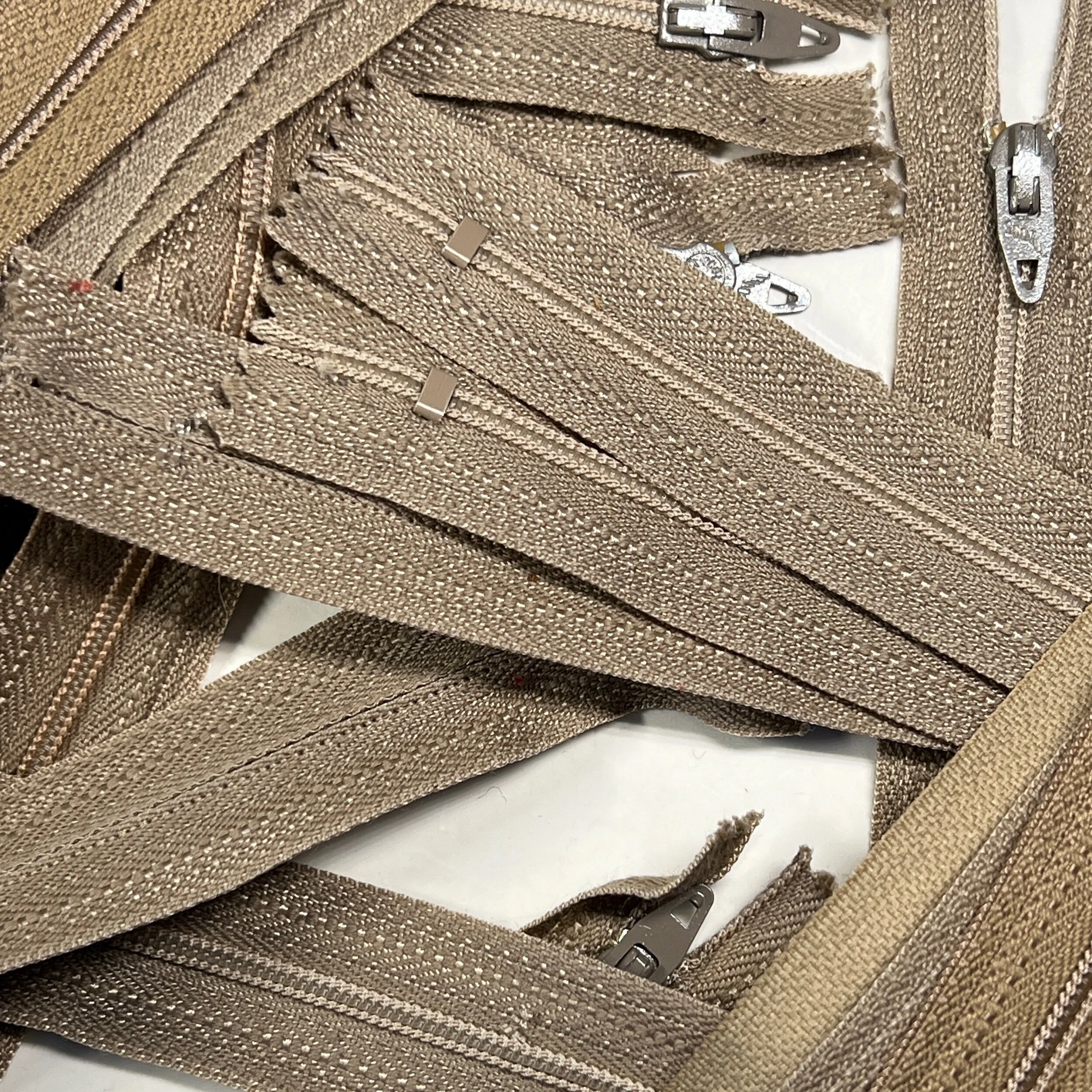 7" Heavy Duty Plastic Zipper for Flies and Bags — Swanson's Fabrics