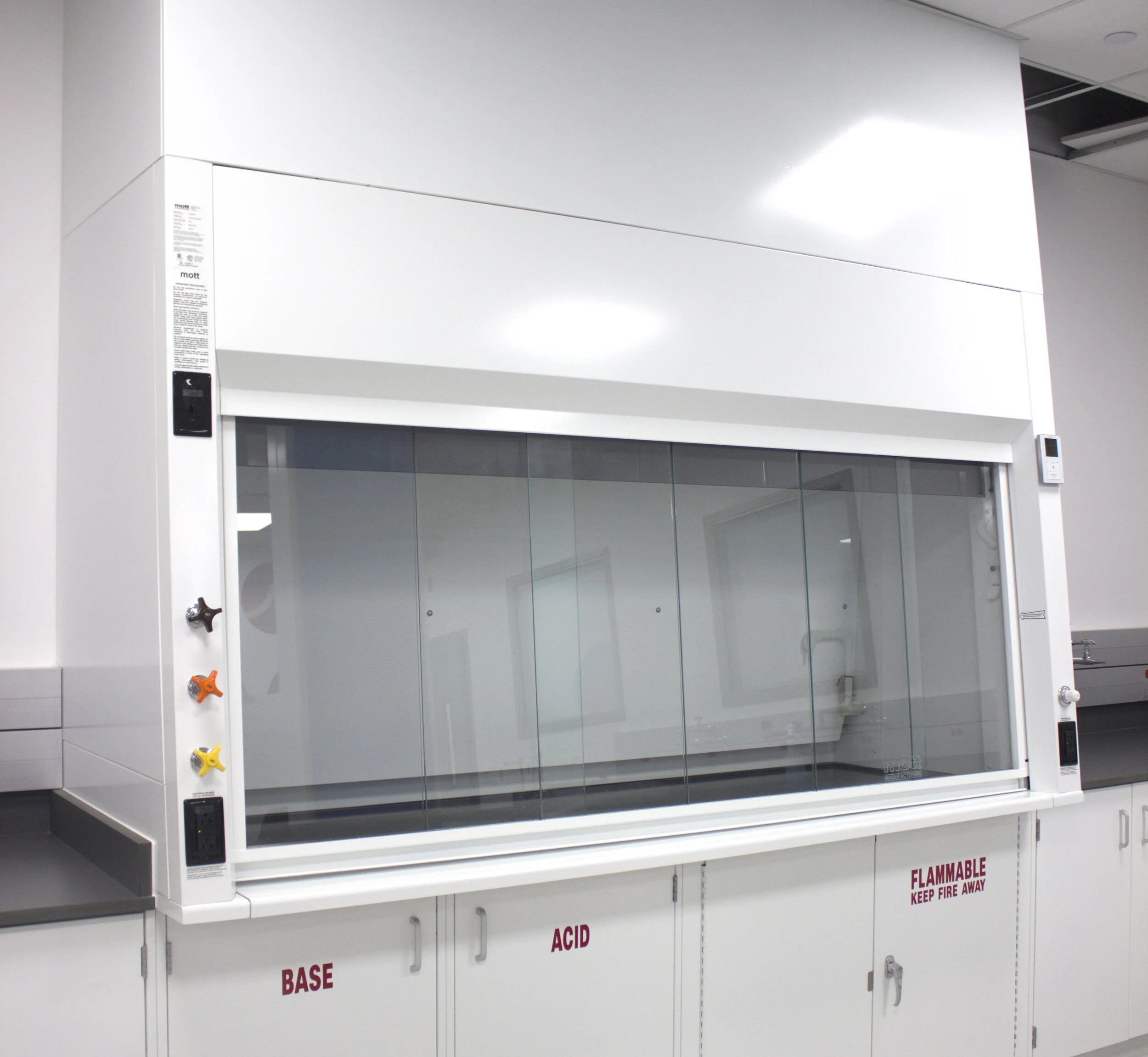 Steel Casework Photo Gallery — mottLAB - Full Service Lab Furniture ...