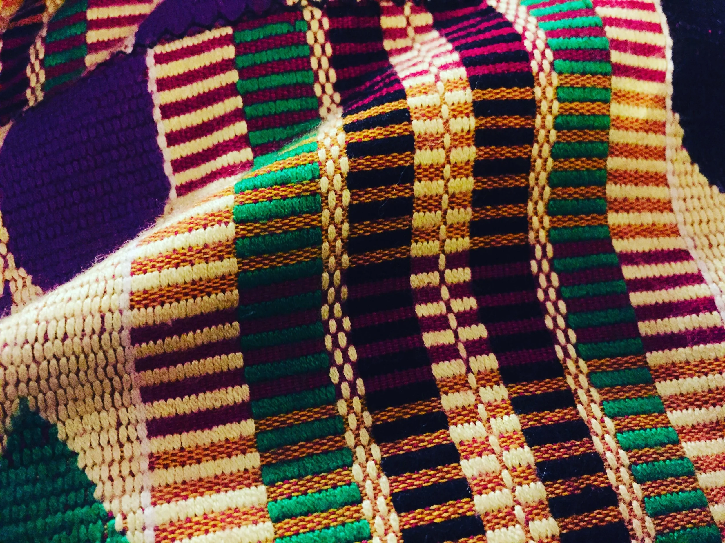 Traditional weddings: how to pick your kente cloth design for maximum ...