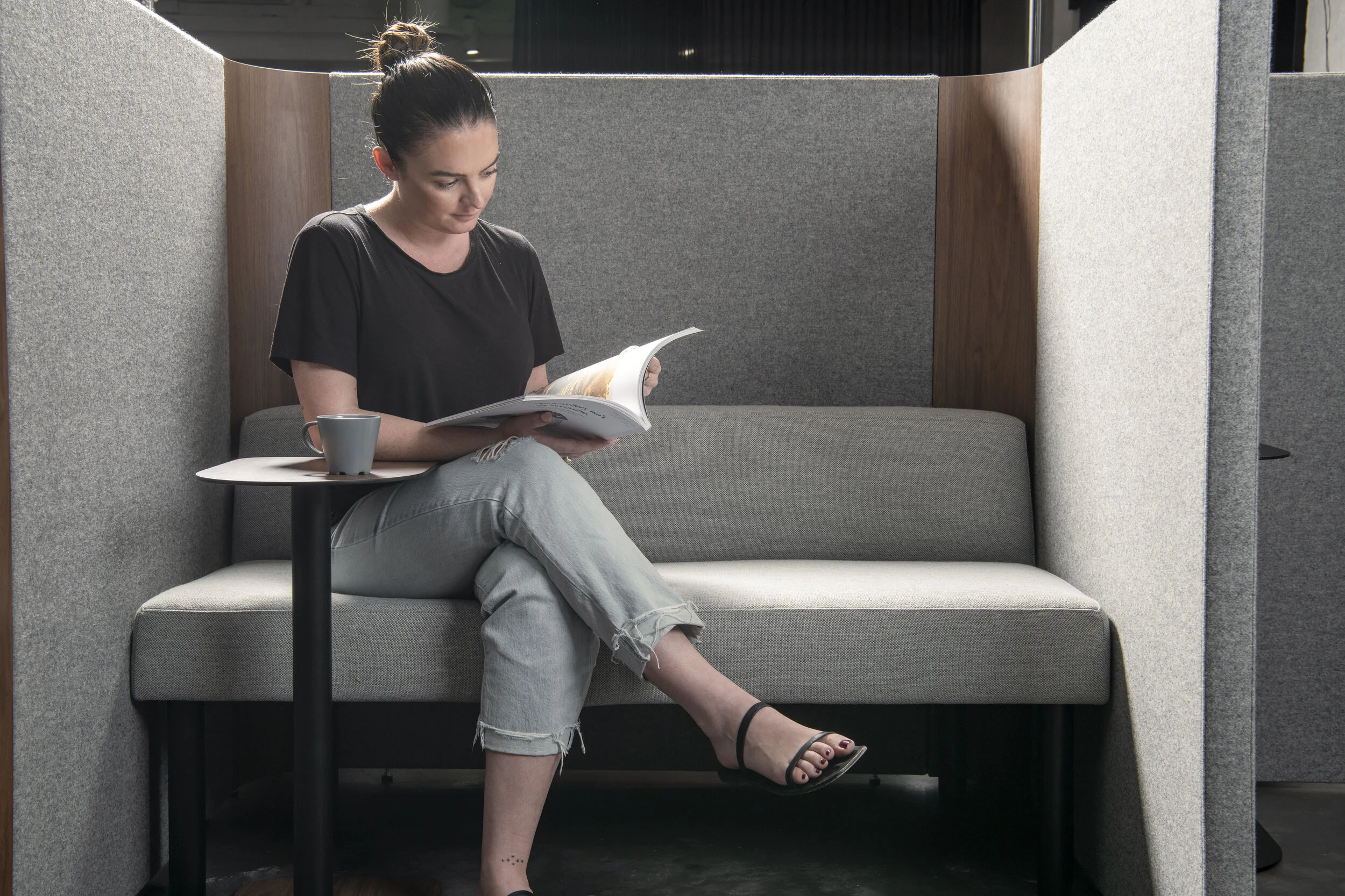 Fin Laptop Table — 31 Degrees