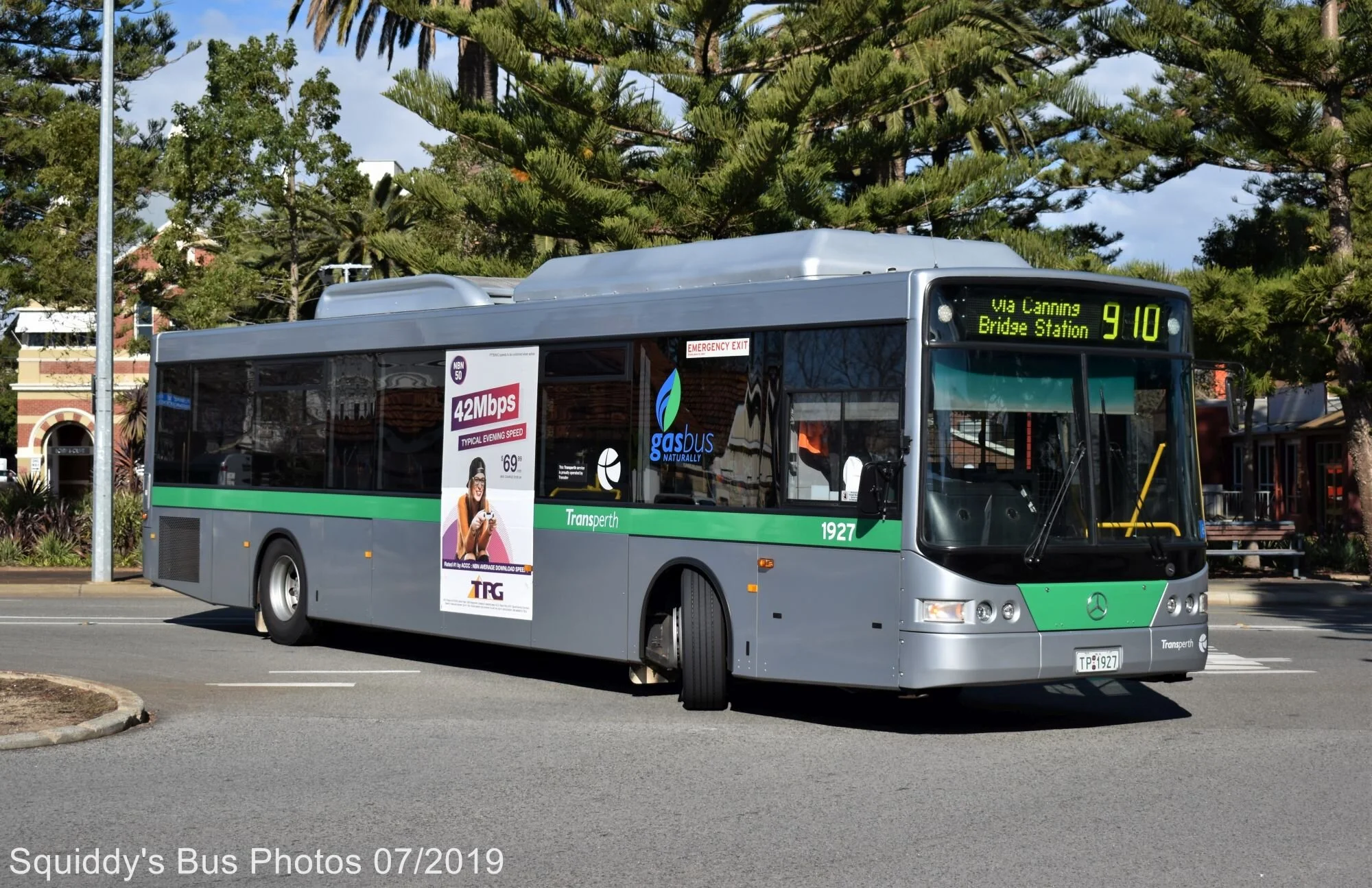 1900 Series — Squiddy's Bus Photos