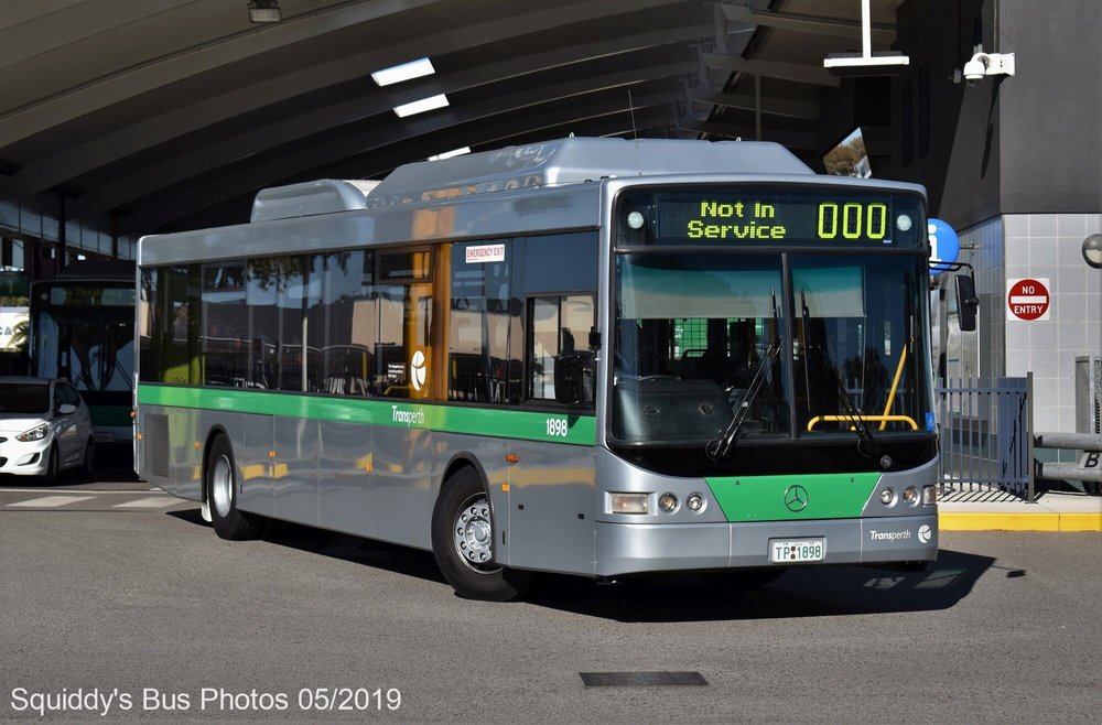 1800 Series — Squiddy's Bus Photos