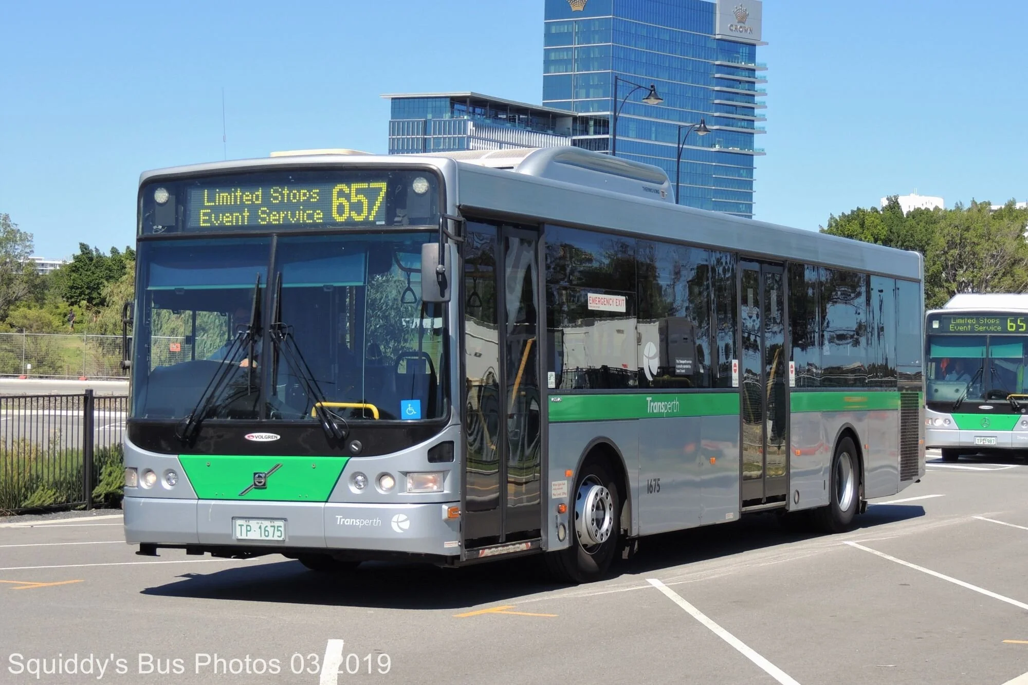 1600 Series — Squiddy's Bus Photos