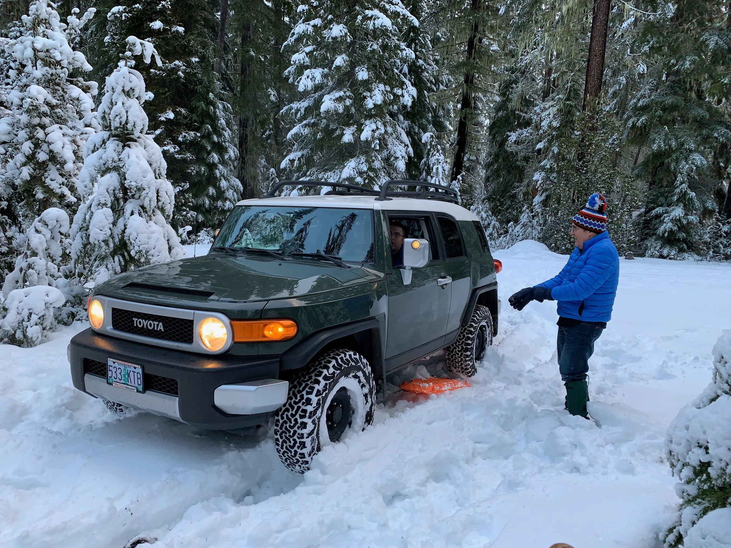 How to go off-roading in deep snow — Western Wild