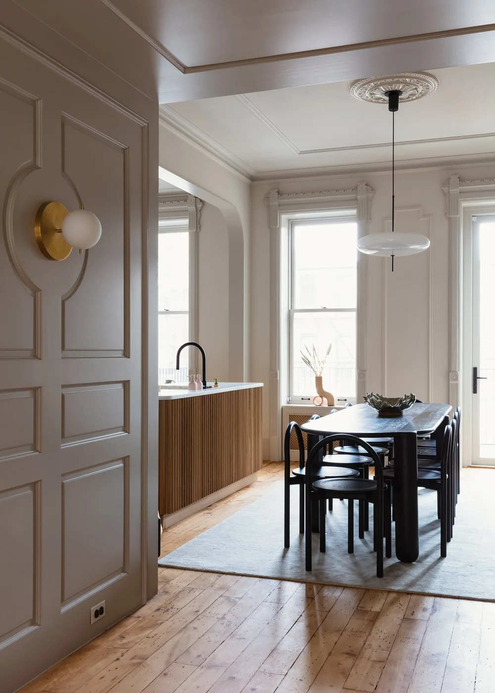 LEWIS TOWNHOUSE — Shapeless Studio