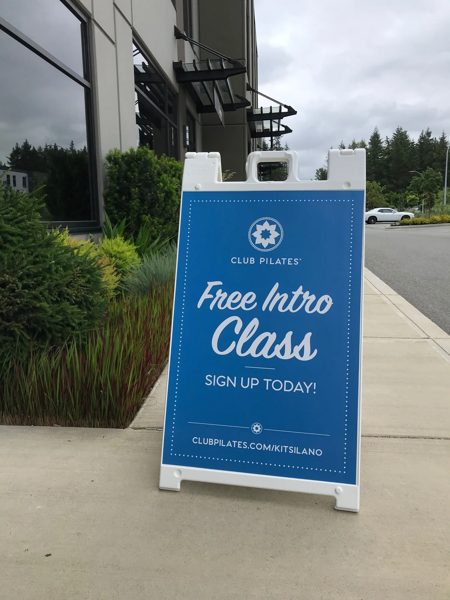 Sandwich Board Signs Vancouver | Sidewalk Signs