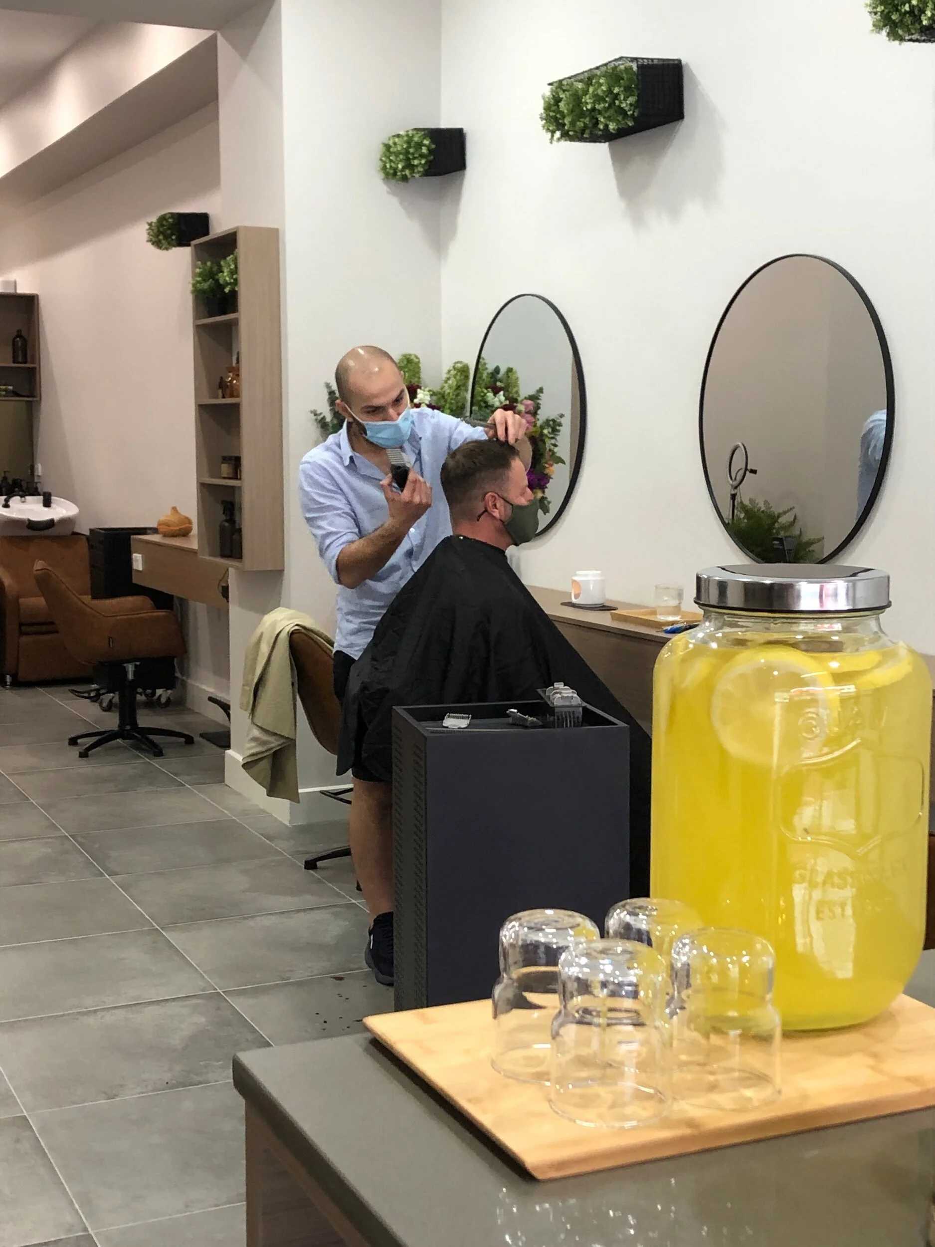 Platonic hair studio