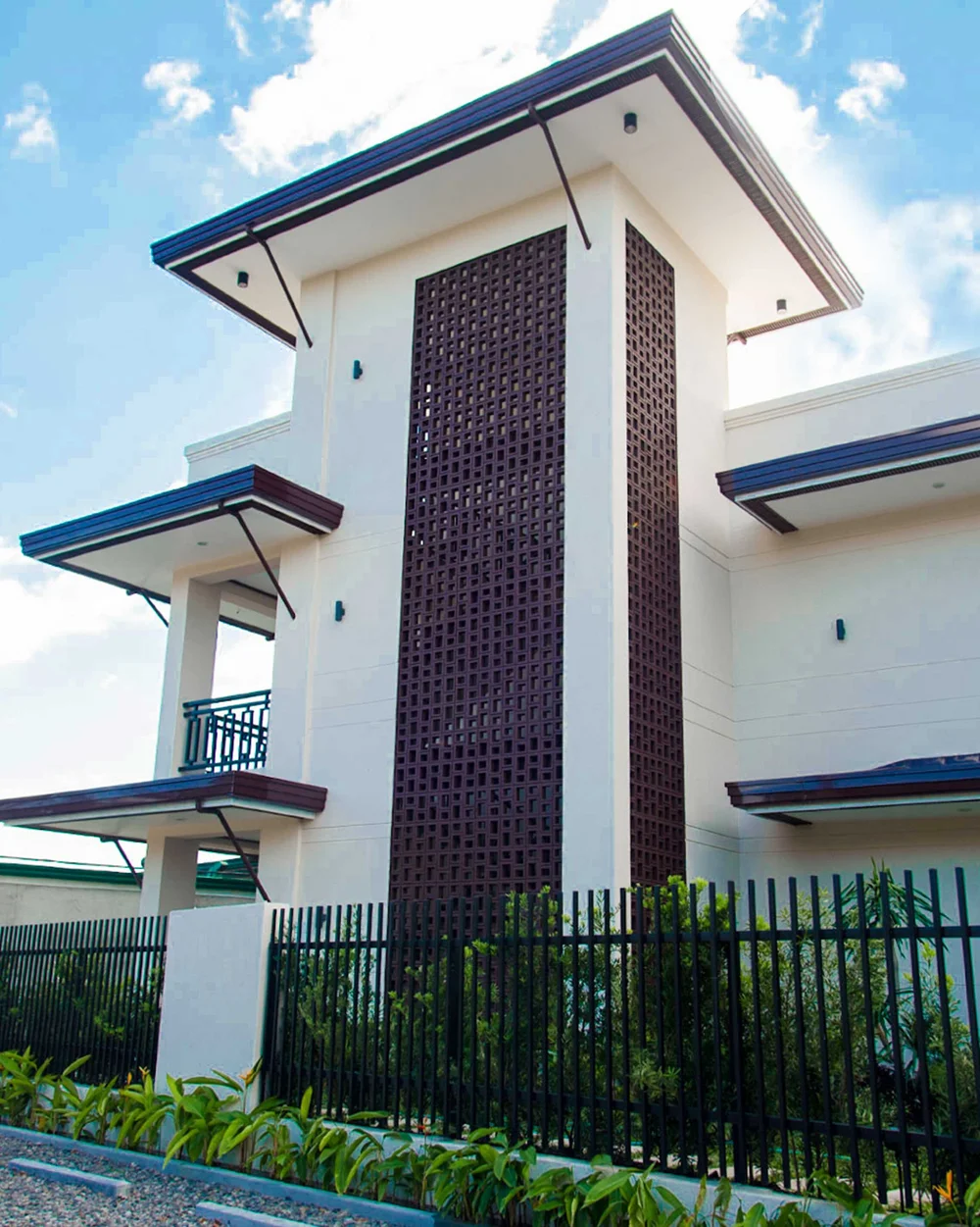 Rental Units — Oasis Hotel