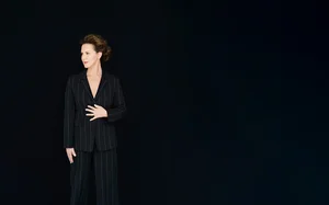 ELIZABETH PERKINS