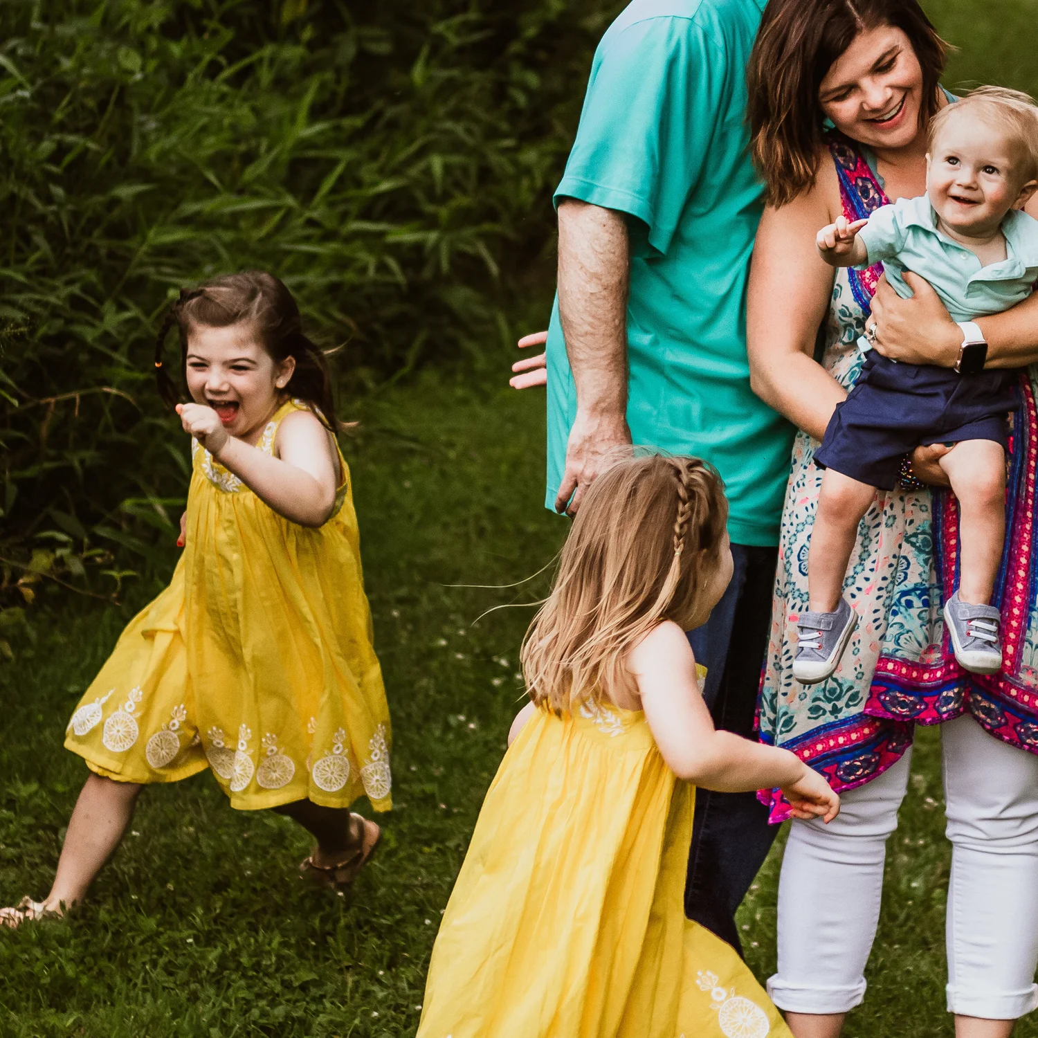How to Prepare for a Fun and Relaxed Family Photo Session — Laura Iber ...