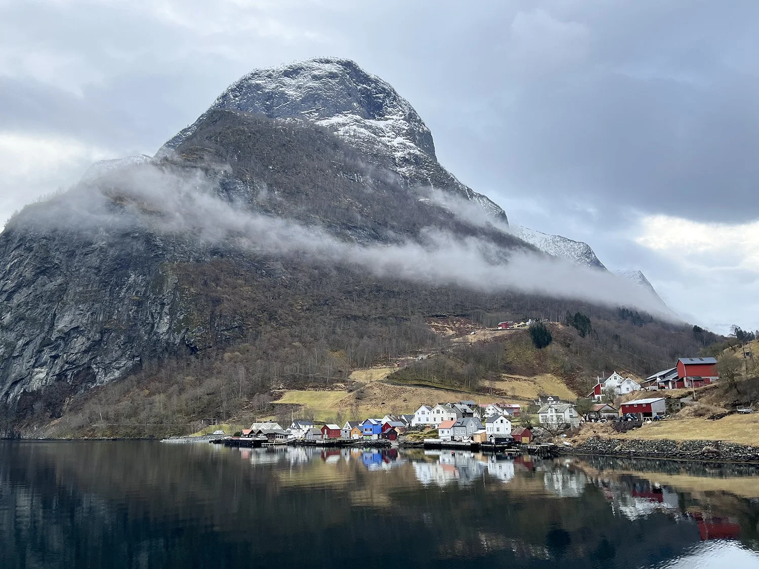 NORWAY IN A NUTSHELL | WINTER — SHERRIE-LEIGH JONES