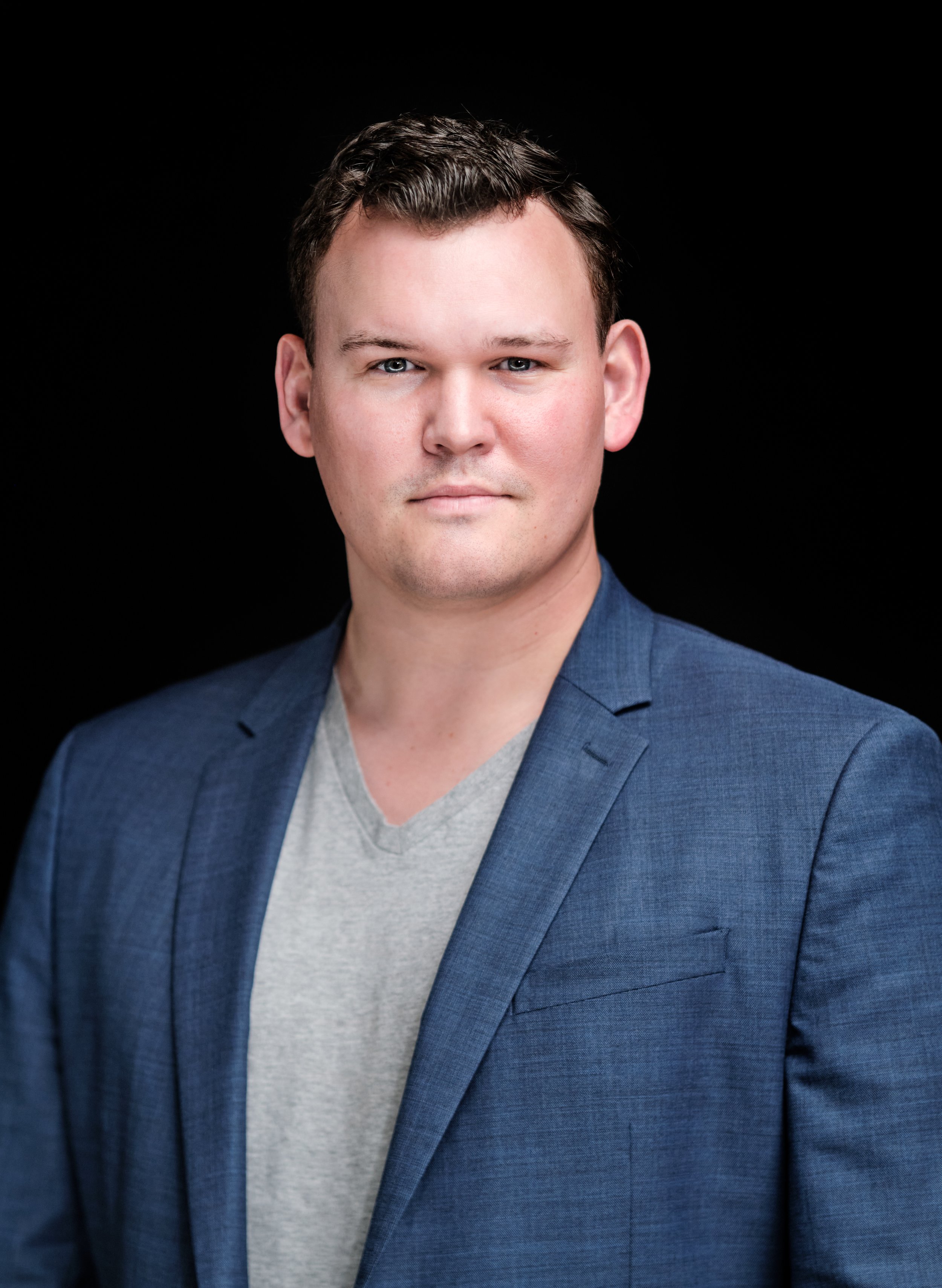 St. Louis Headshot Photographer | Henry David Photography