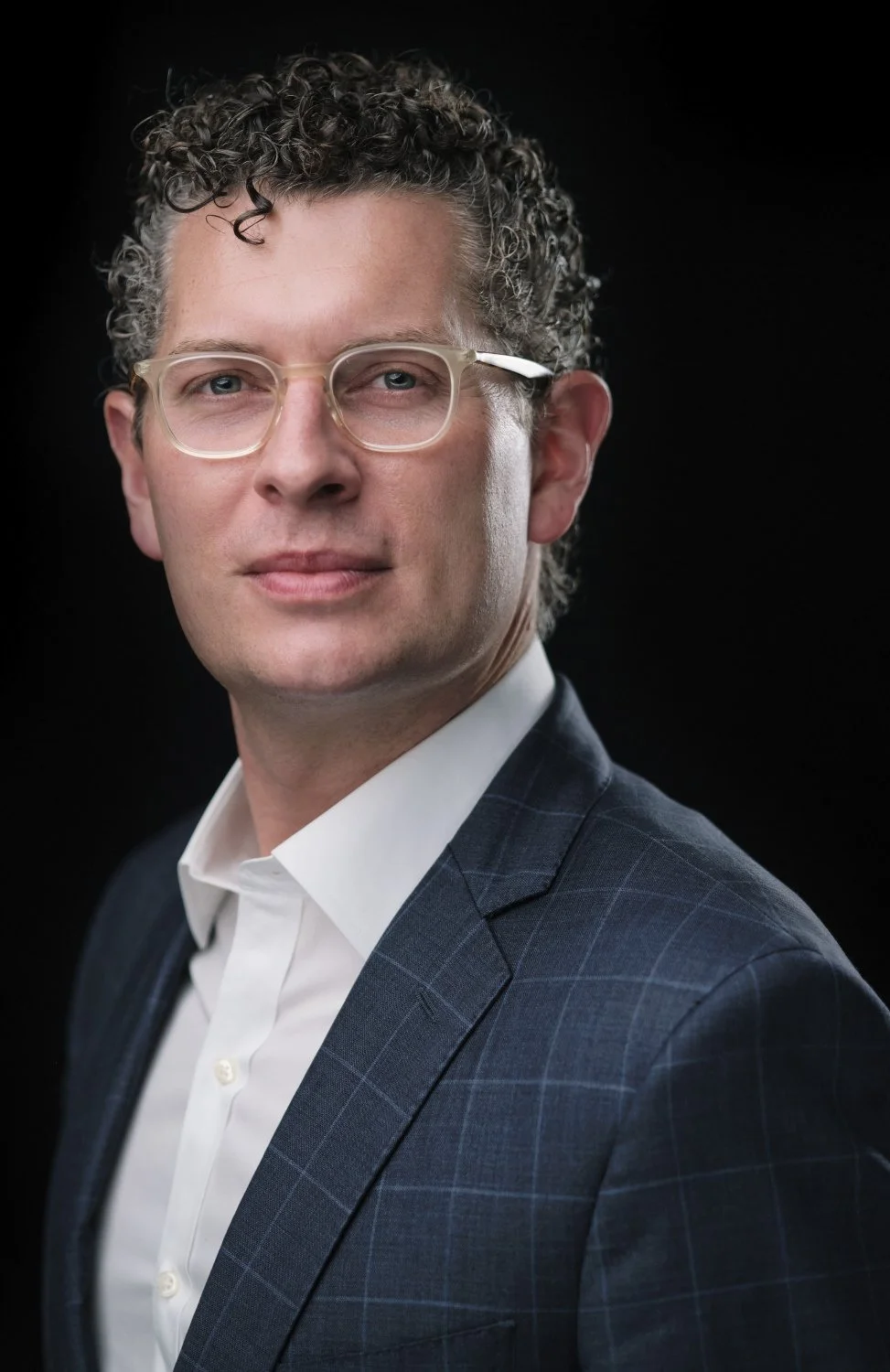 Henry David | Headshot Photographer