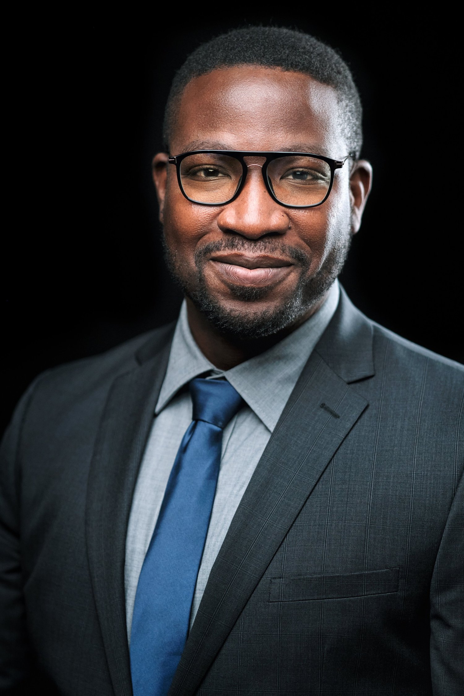 Headshot Photography St. Louis | High-Volume Corporate & Nationwide ...