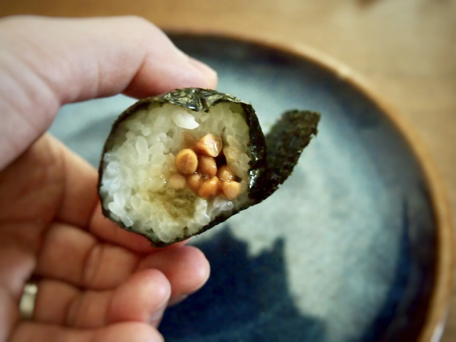 Konbini Kinyoubi: Makizushi, Sushi Hand Rolls (Plus Bonus Black Thunder ...