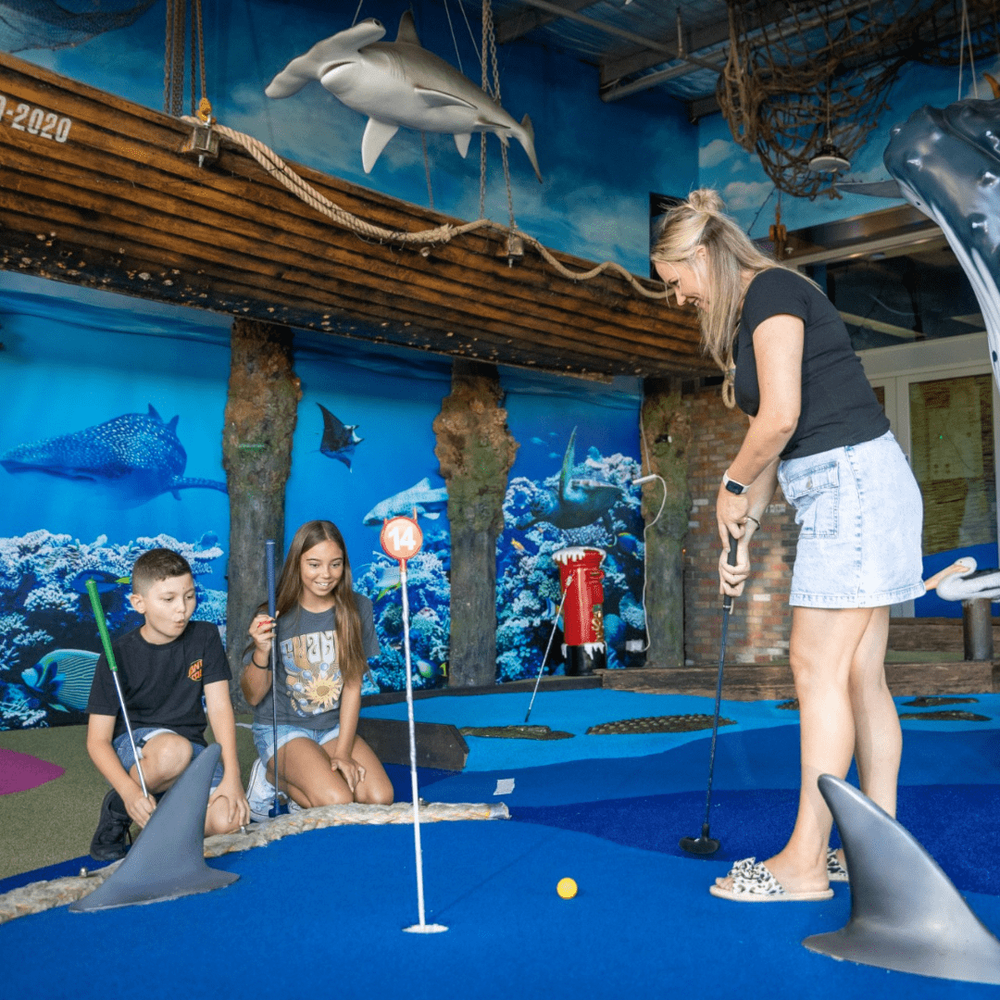 Mini Golf — Undersea Putt and Play