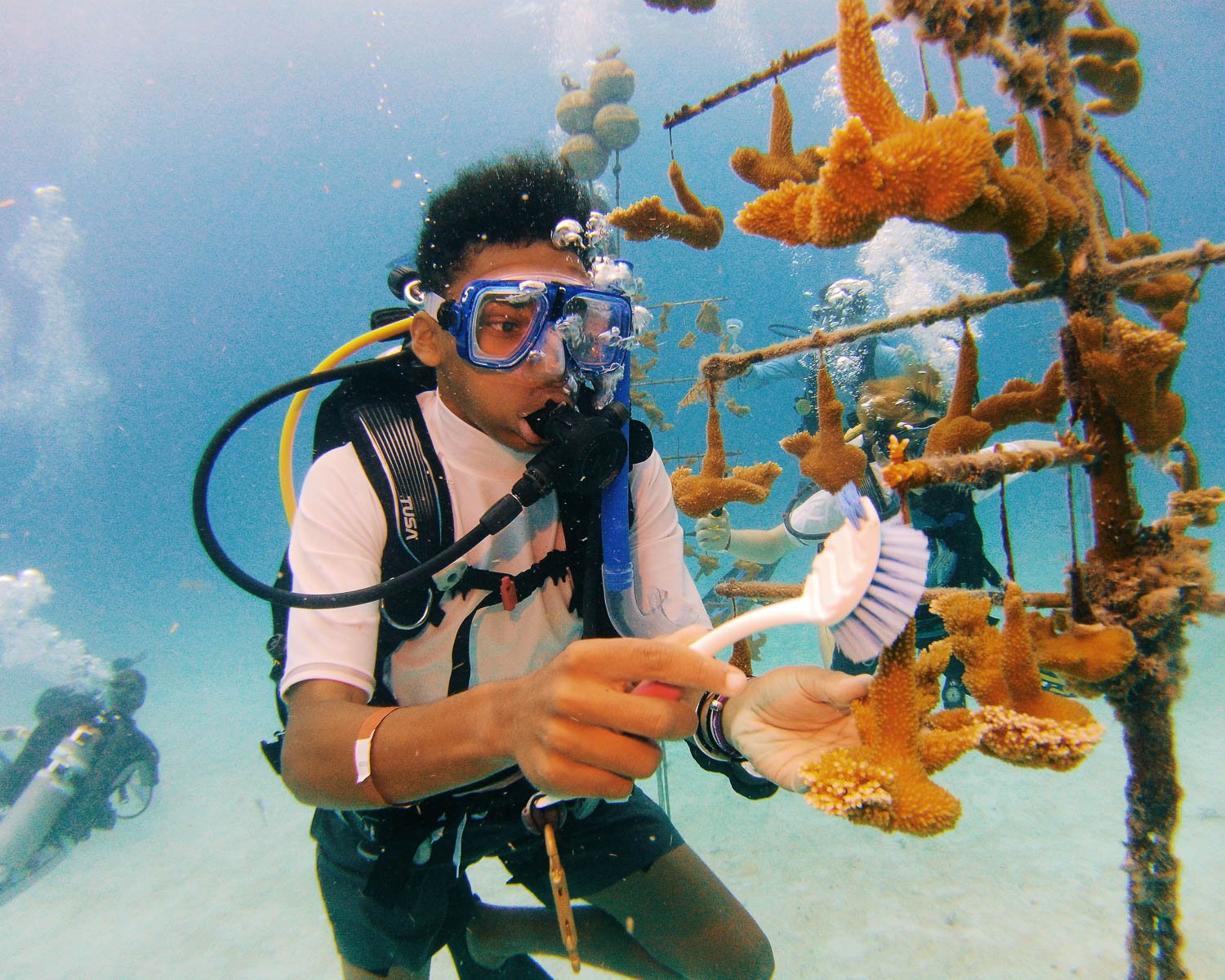 Service Trips for Teens | Summer Student Travel Adventure Programs ...