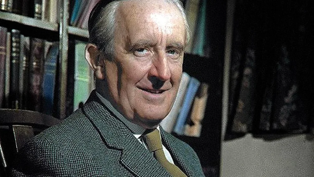 New J.R.R. Tolkien Book Of Collected Poems Coming This Fall — CultureSlate