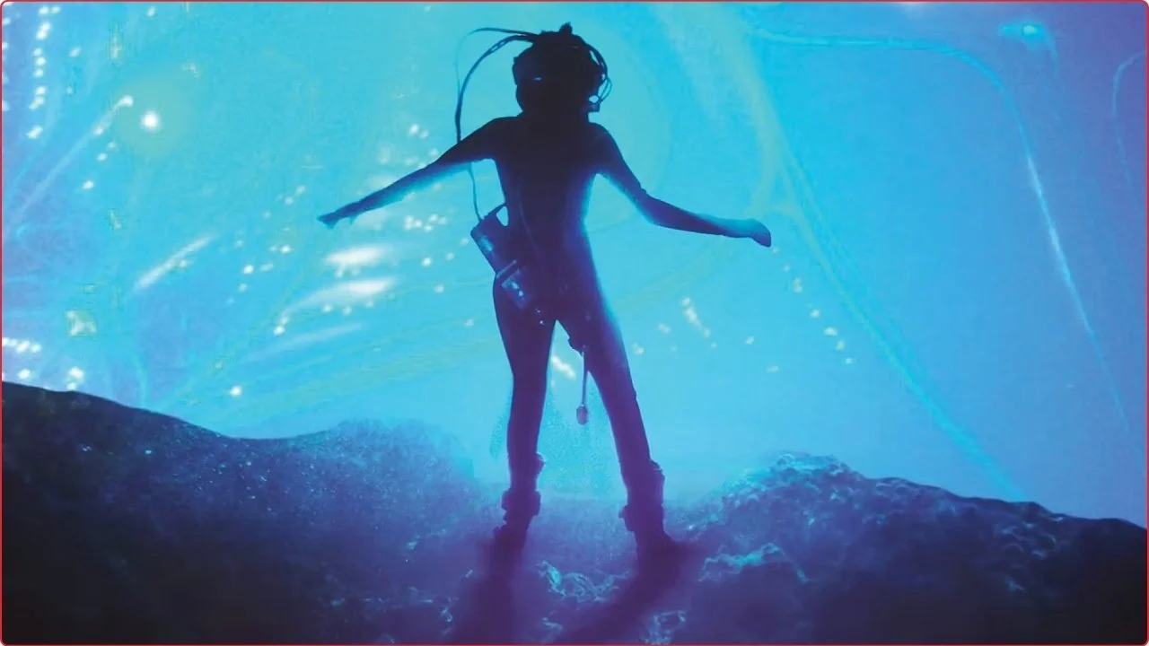 'The Abyss': Real Life Dangers For James Cameron, Cast & Crew ...