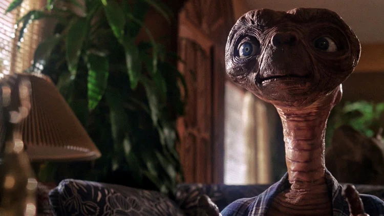 Time To Break Out Your Wallet, The Original ‘E. T.’ Animatronic Is Up ...