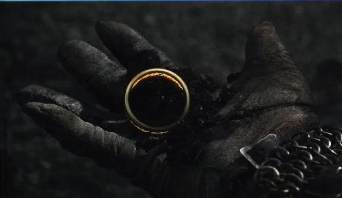 Who Is Isildur? Everything You Need To Know About The Future King ...