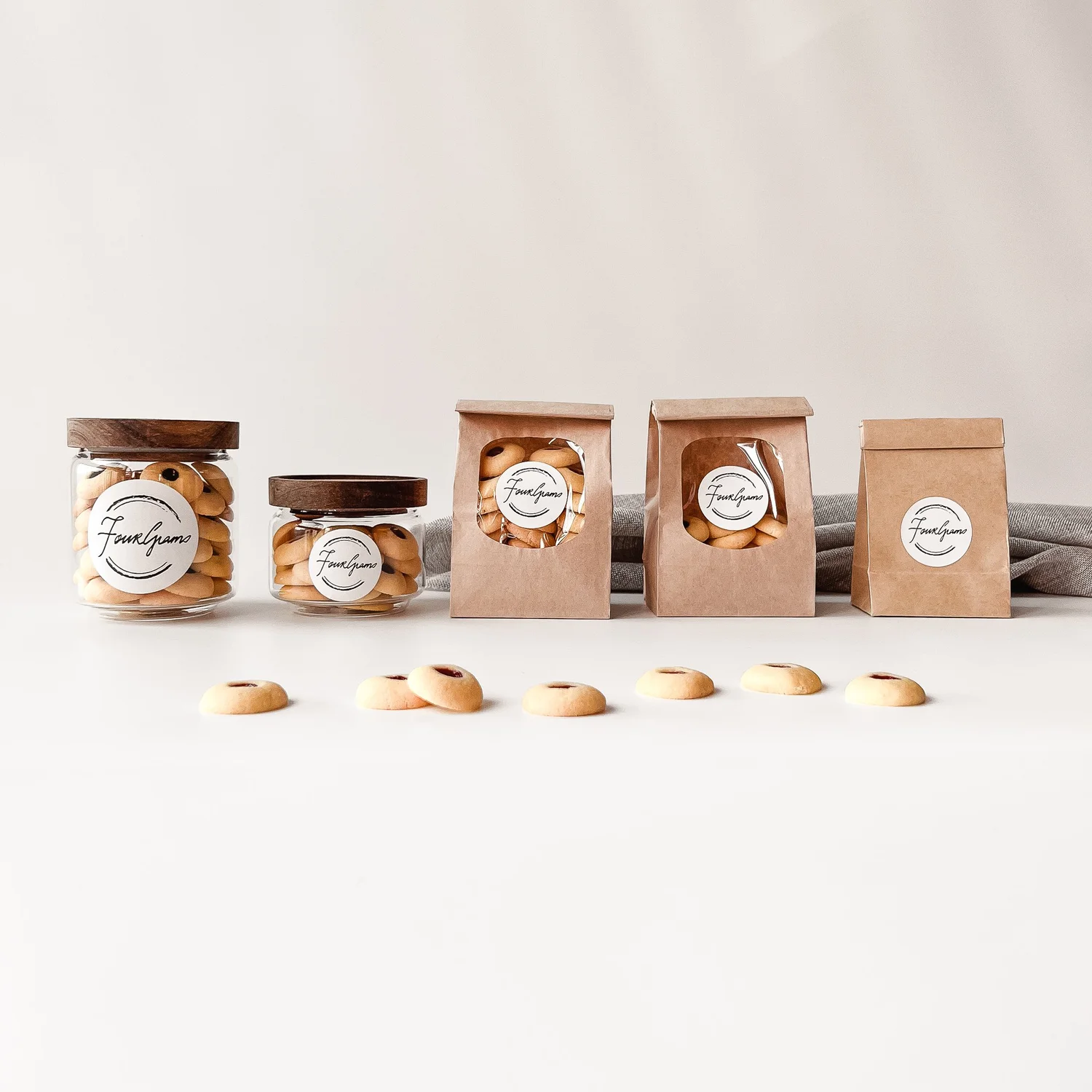 Four Grams - Flavours of Hong Kong in Bitesize Cookies