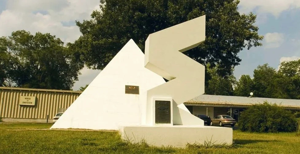 Roadside Attraction: Car Stonehenge — Today is Someday