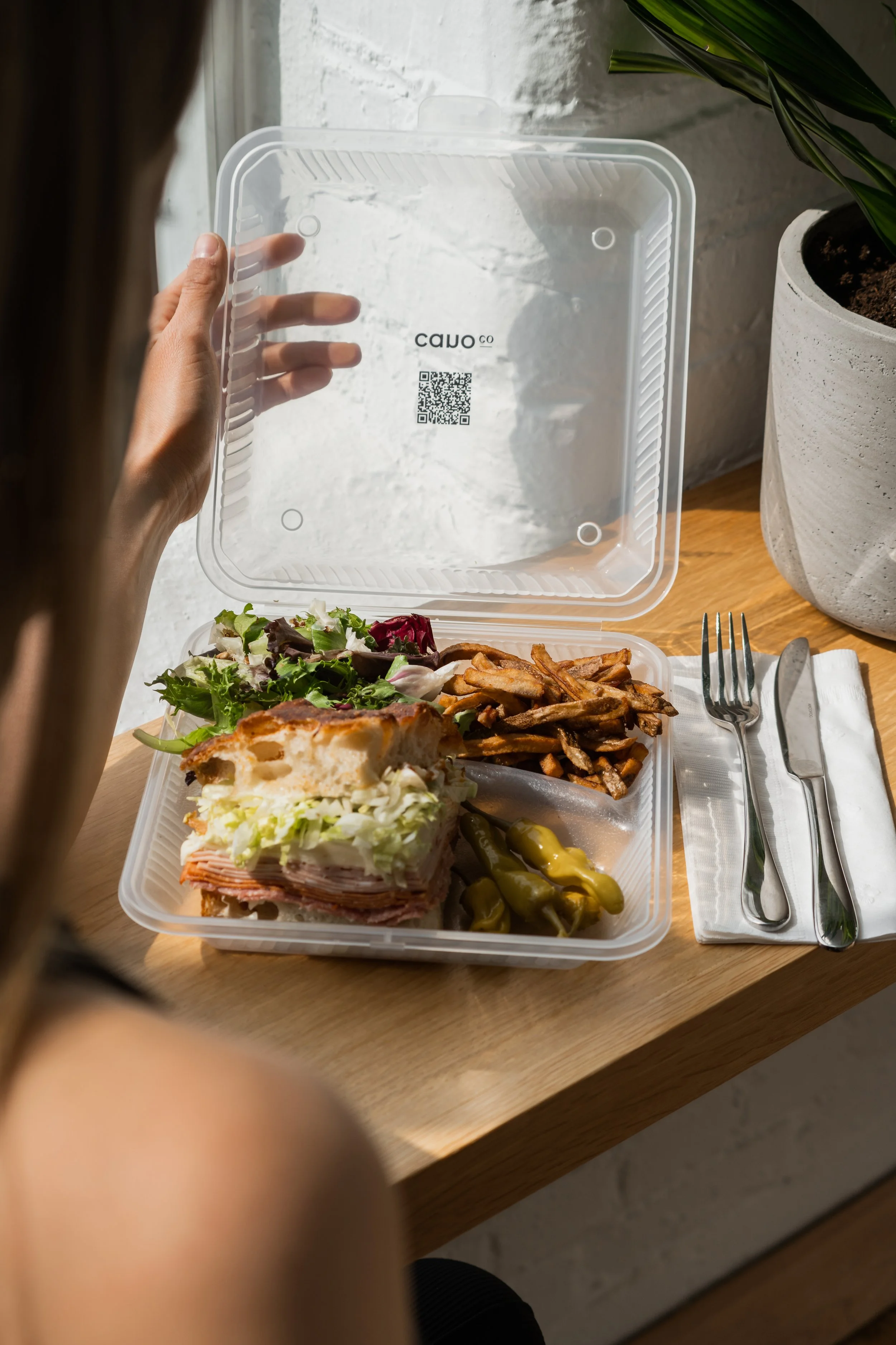 Reusable food packaging solution | Cano Company