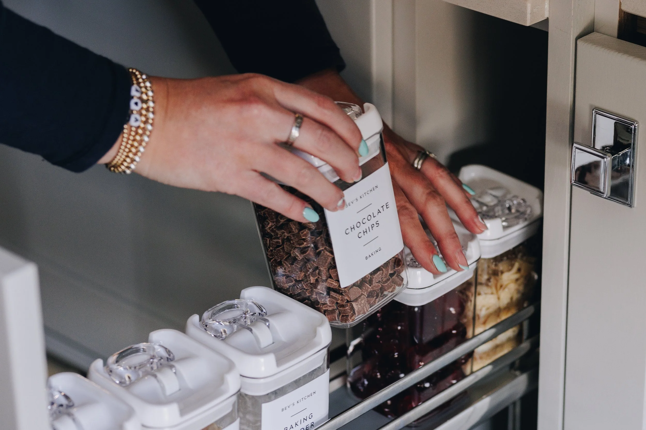 Professional declutter home organisers | Organise your home | Order in ...