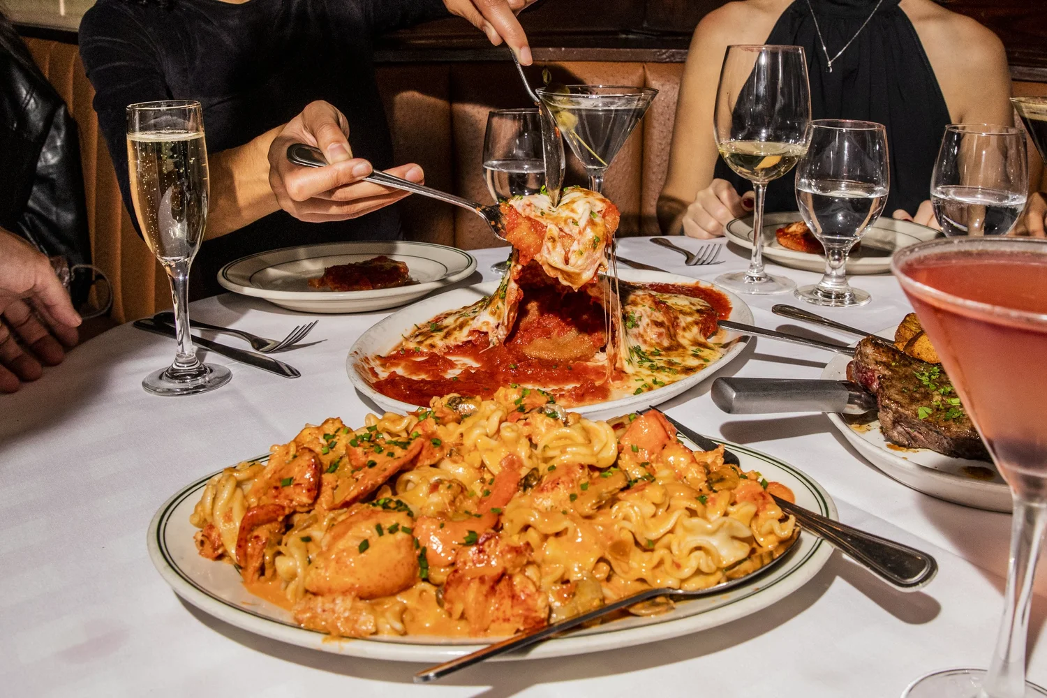Family Style Italian New York City | Tony's Di Napoli