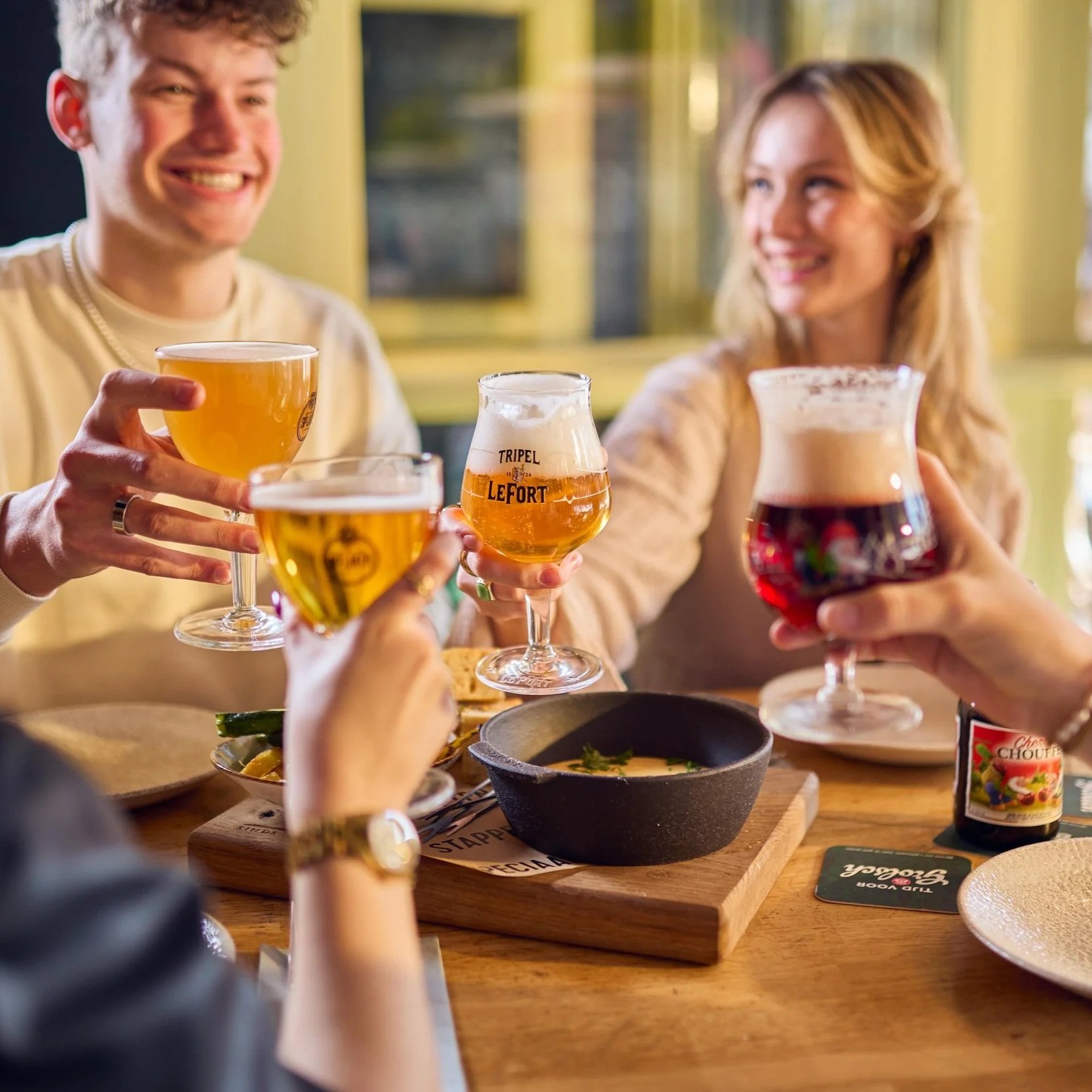 Stadscafe Spijker 🔨 • Daar kun je elke dag wel heen