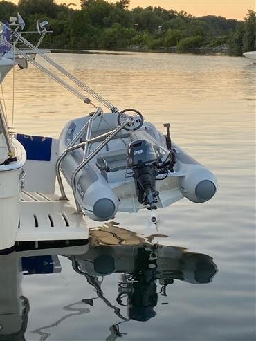 DINGHY DAVITS