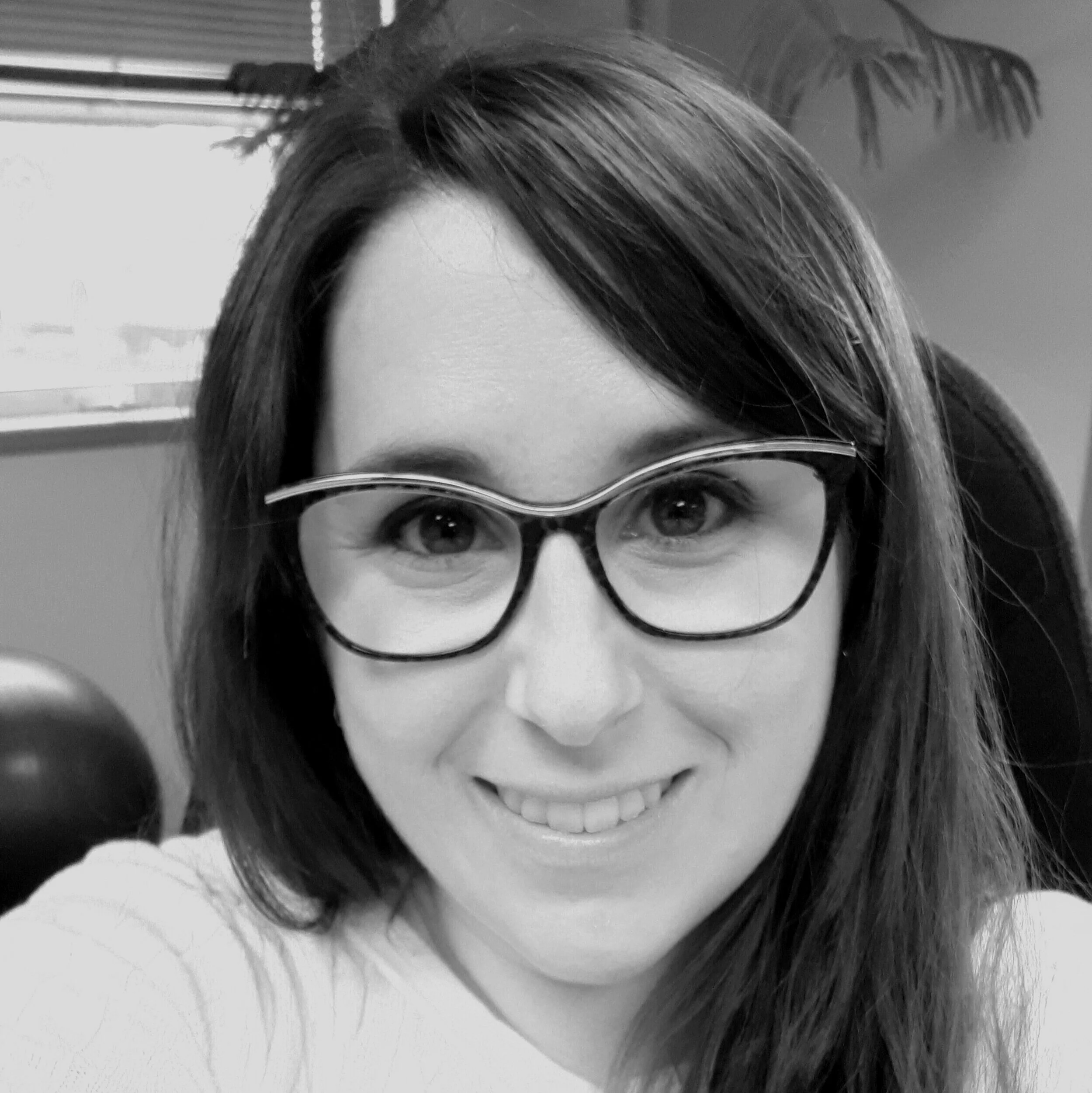 Jennifer Moyle's Instagram, Twitter & Facebook on IDCrawl