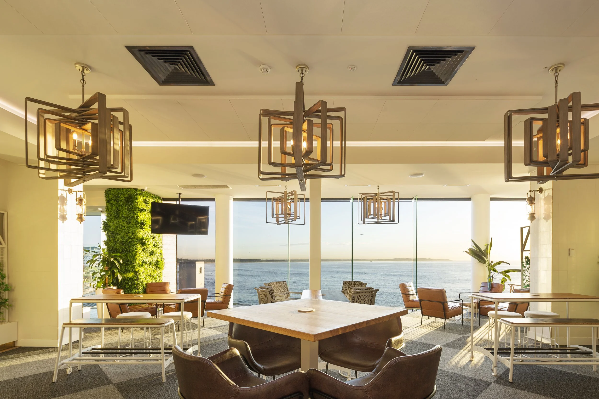 Best Bars In Cronulla — Cronulla RSL