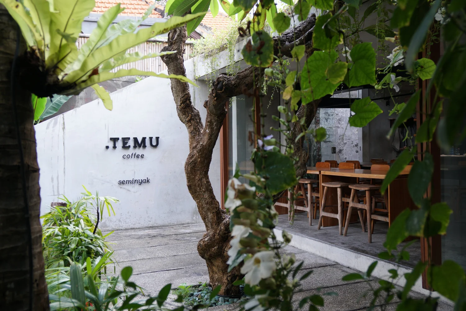 Titik Temu Coffee & Roastery