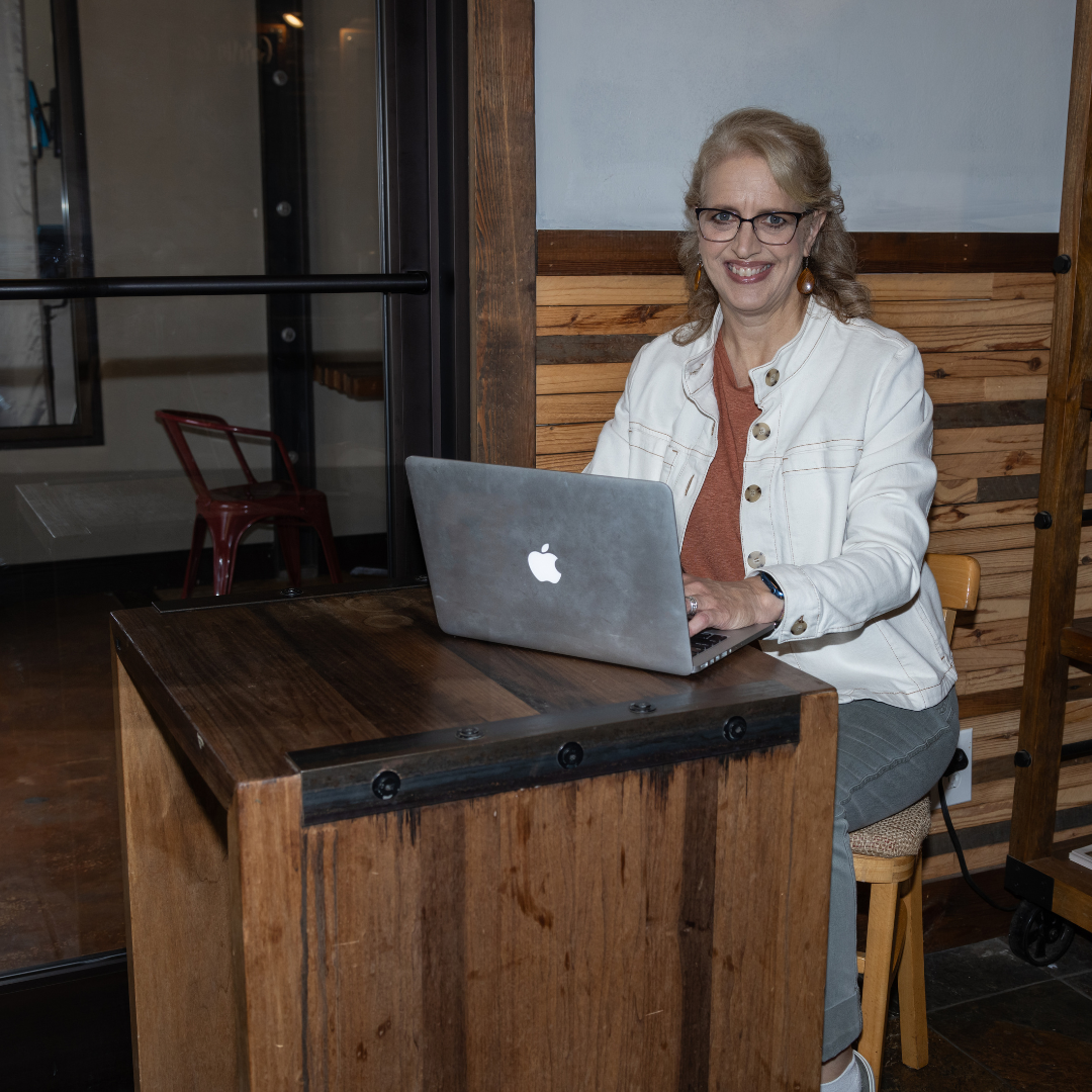 About Angie — Angie Hyche, Author and Speaker