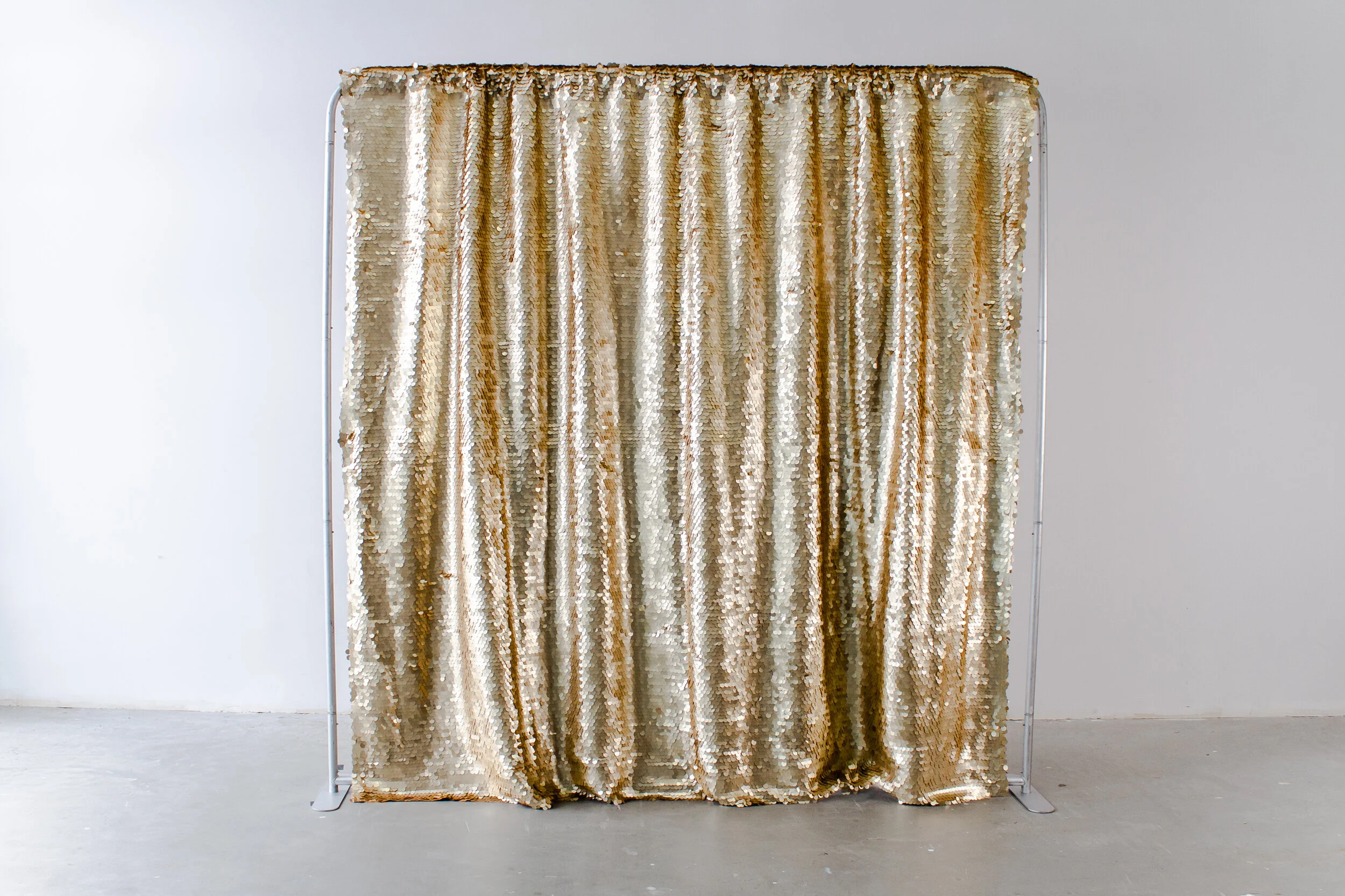 Photobooth Backdrops | MDRN Photobooth Co