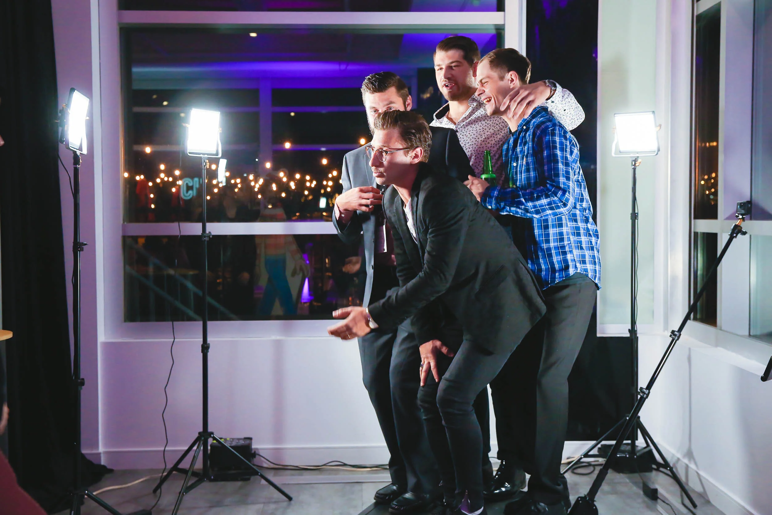 360 Video Booth Rental | 360 Photobooth | MDRN Photobooth Co