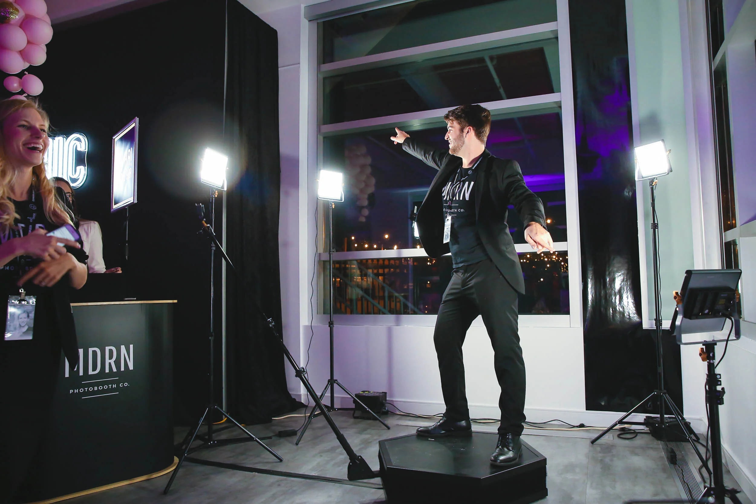 360 Video Booth Rental | 360 Photobooth | MDRN Photobooth Co