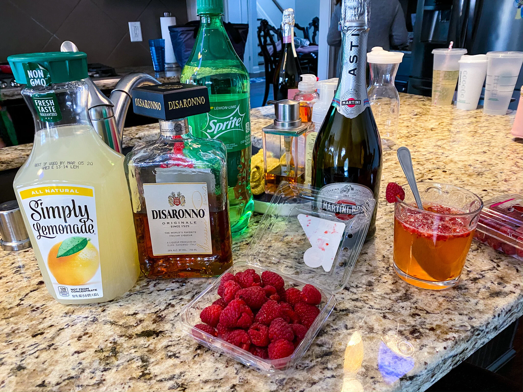 My Favorite Galentine’s Day Cocktail — Lex Food Guide