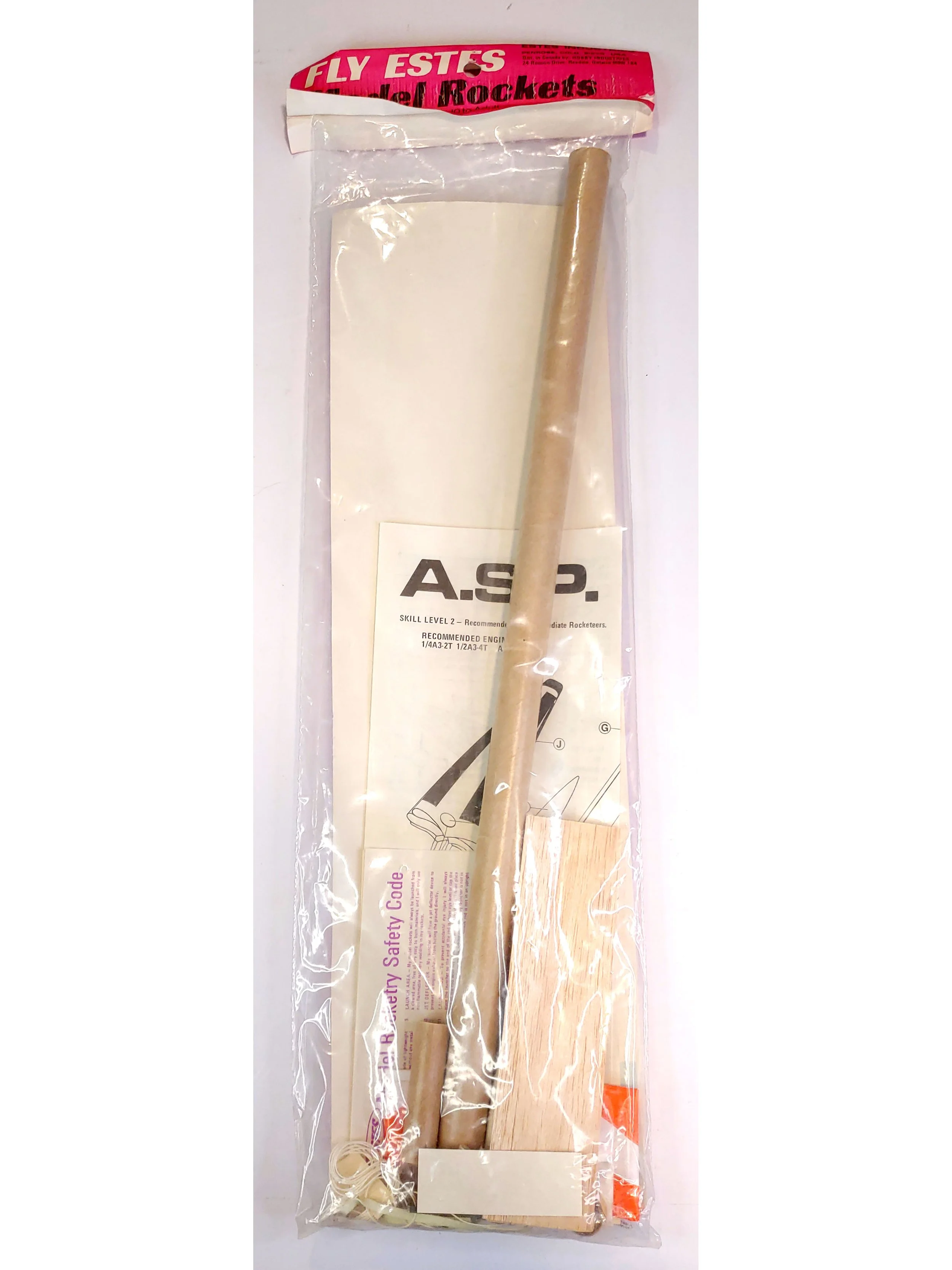 Buy Estes Dune "The Guild Highliner" Flying Model Rocket Launch Set ...