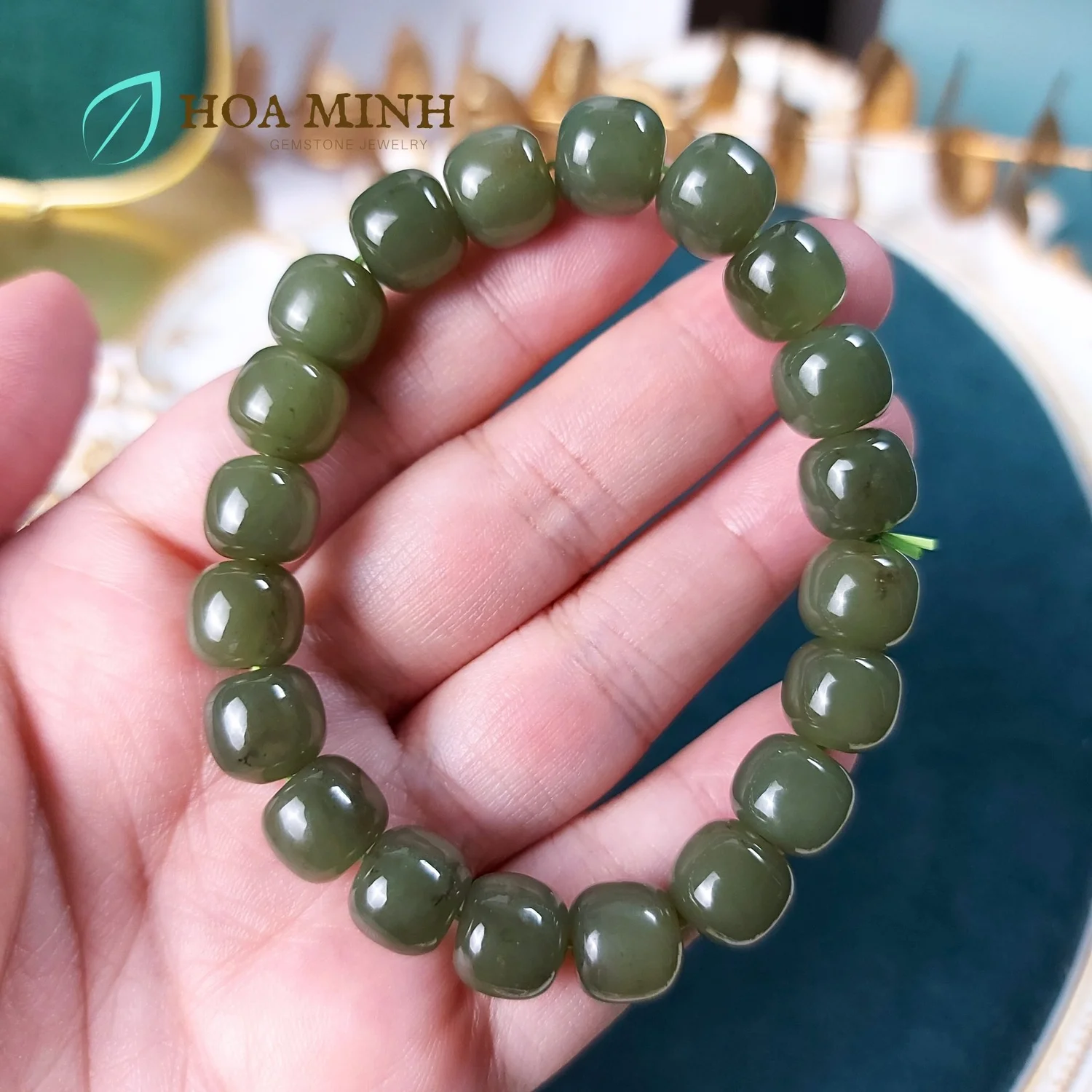 Vòng tay Ngọc Hòa Điền xanh lá cây, kiểu hạt vuông size 10 li — HOA ...