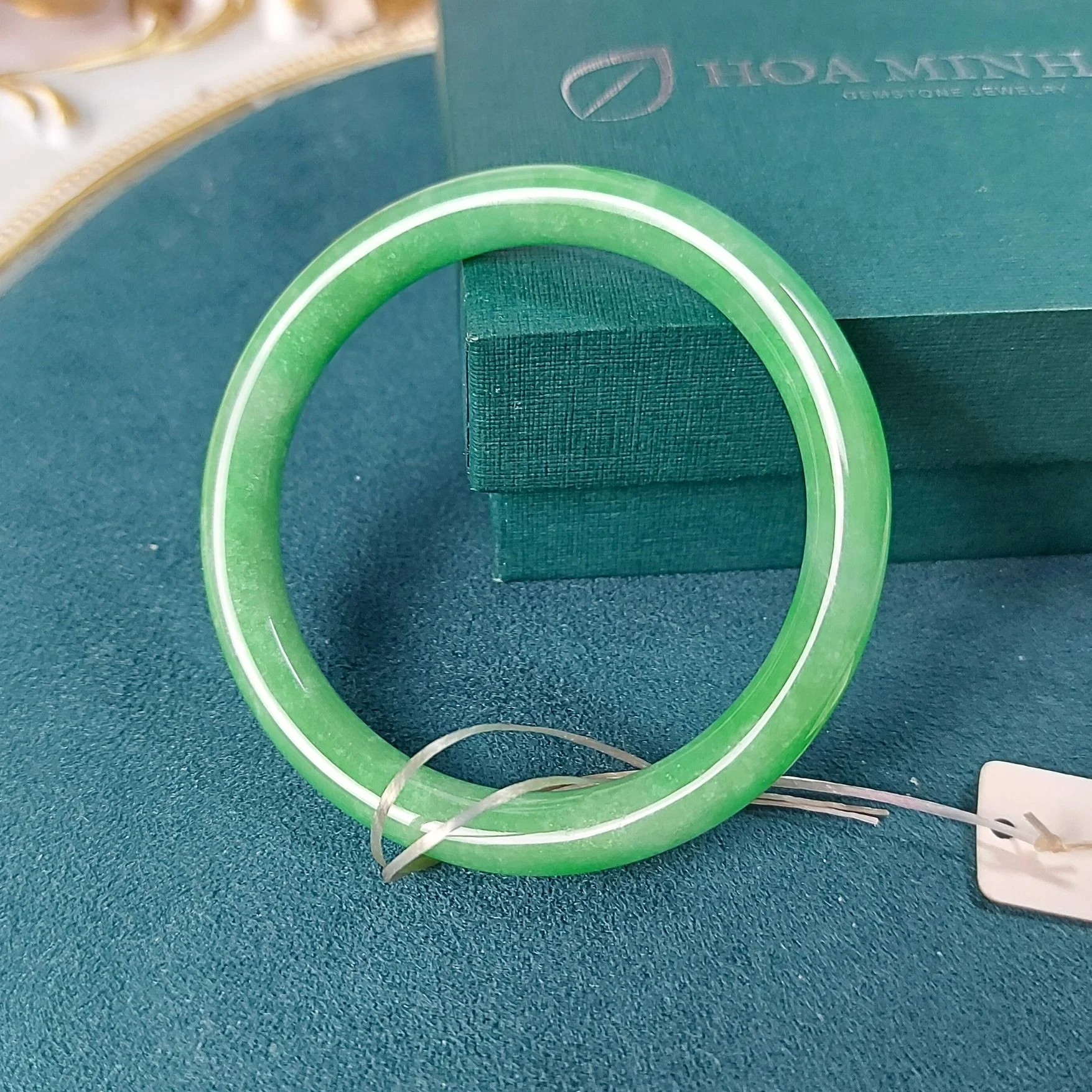 Vòng tay vòng bản Cẩm Thạch xanh đậu lý đẹp VIP dày 7.8 li size 52 53 ...