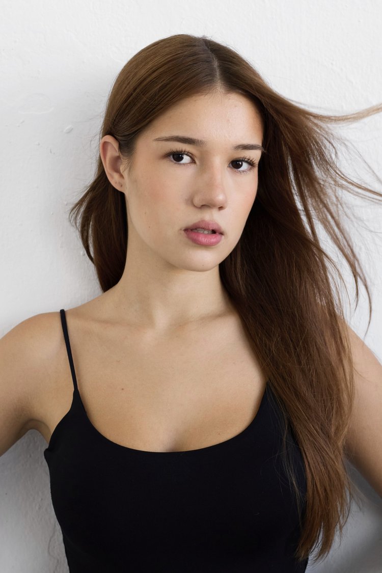 Woman (I-T) — THE/CASTINGKILLER