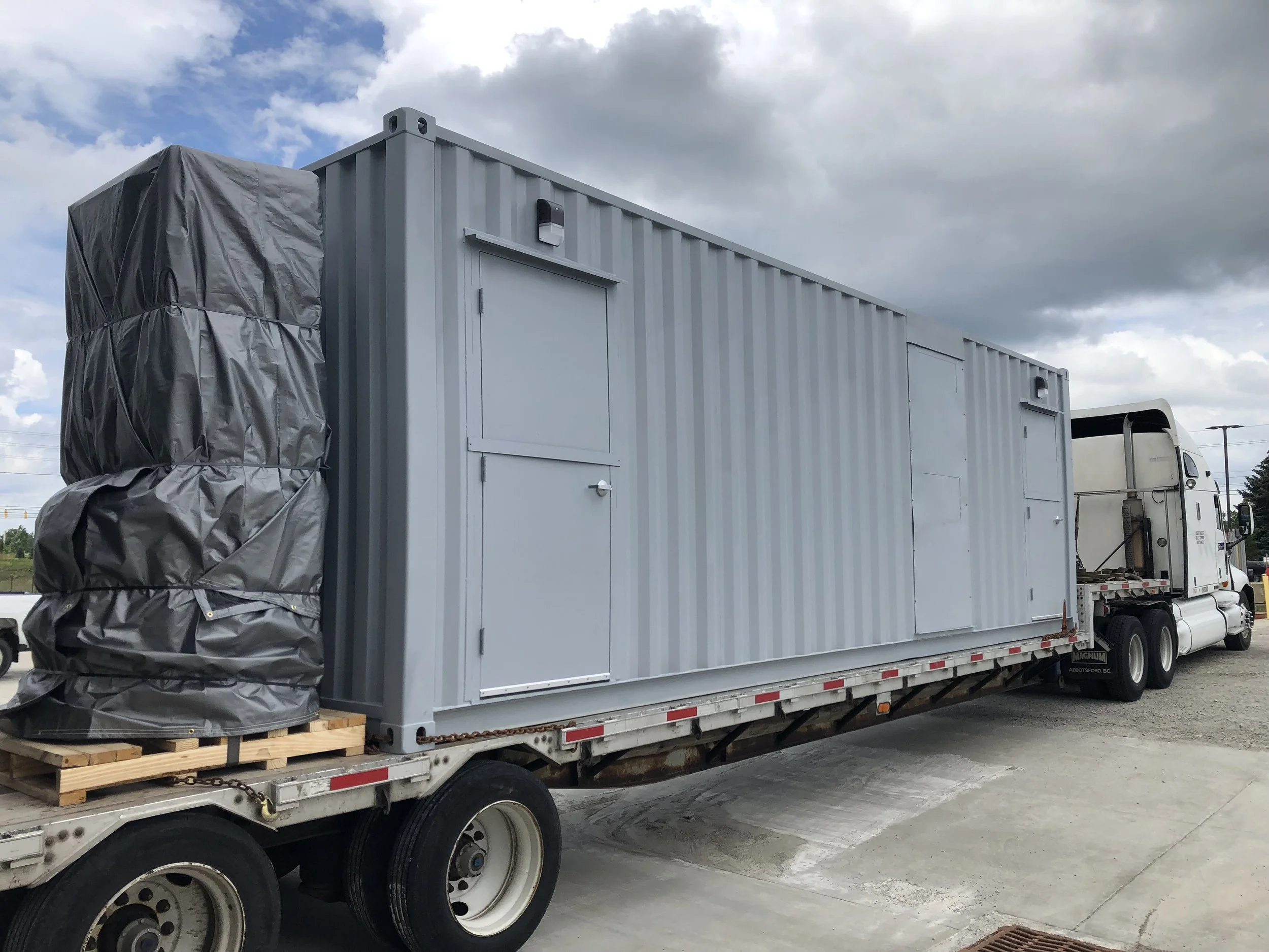 Modular Containers / MCCs / E-Rooms / ISO Enclosures